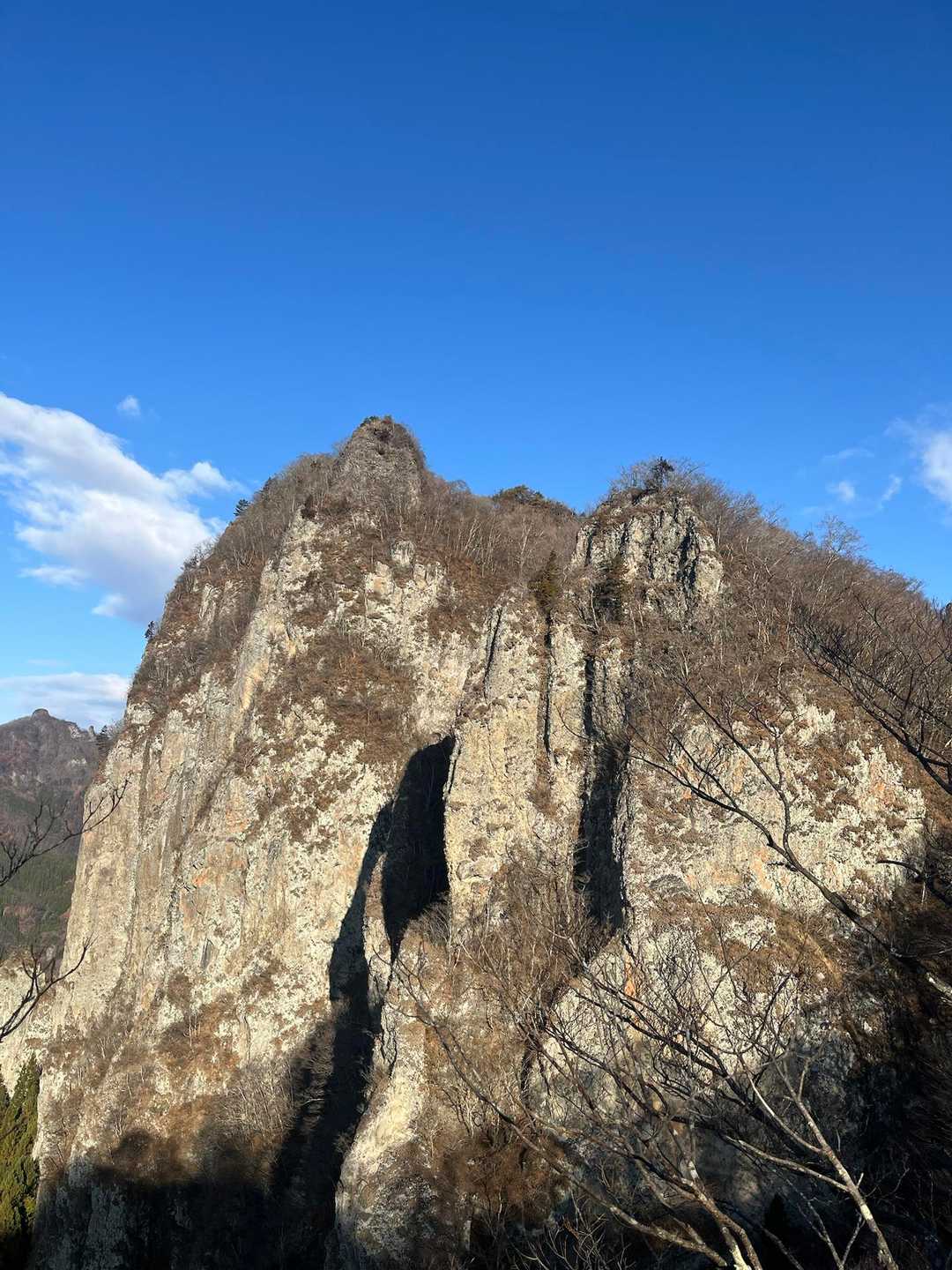 東立岩・立岩・荒船山（経塚山）・兜岩山・神無岩 / yukiさんさんの荒船山・物語山・大屋山の活動データ | YAMAP / ヤマップ