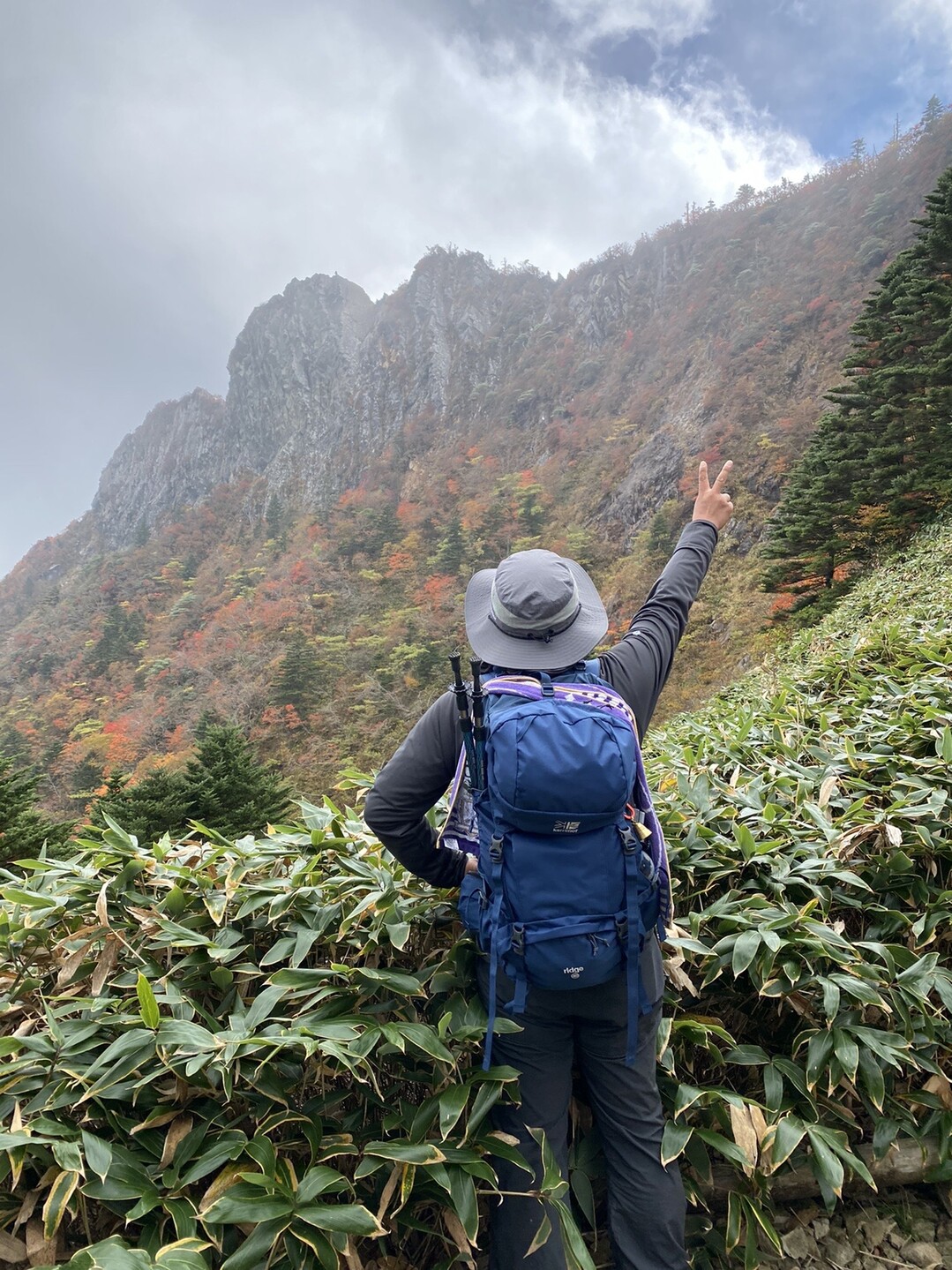 石鎚山 紅葉 / wanbenさんの石鎚山・堂ヶ森・二ノ森の活動データ | YAMAP / ヤマップ