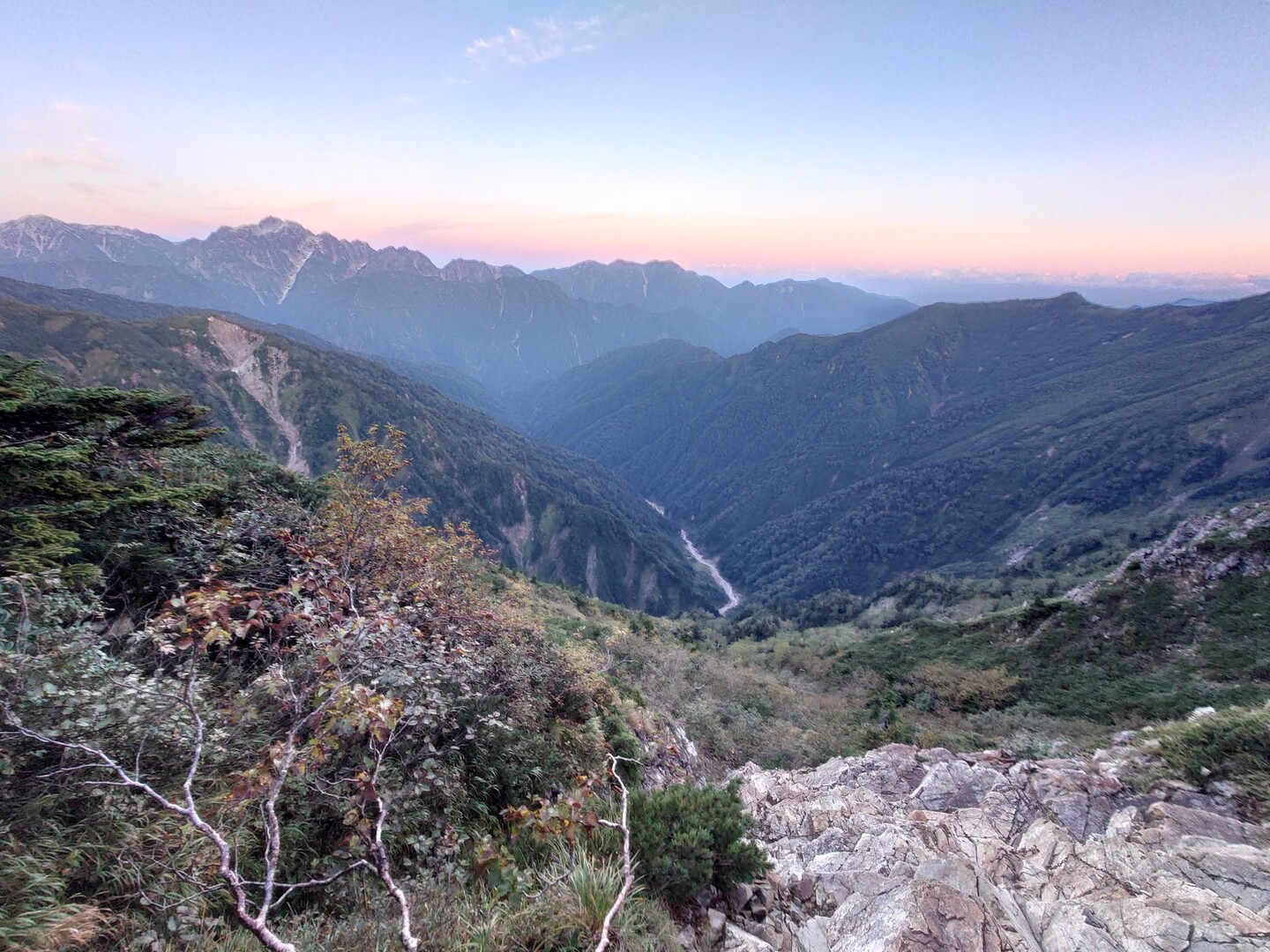 2023年9月下旬鹿島槍ヶ岳から五竜への縦走 / yama-ikeさんの鹿島槍ヶ岳・五竜岳（五龍岳）・唐松岳の活動データ | YAMAP / ヤマップ