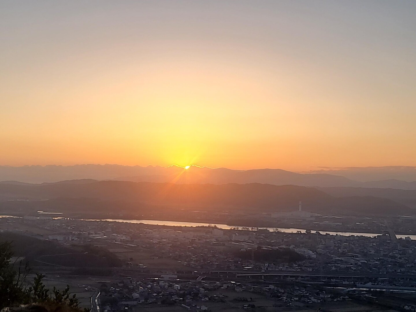 初日の出登り初め2024 ～芥子山～ / awaさんの芥子山・シャシャ木山の活動データ | YAMAP / ヤマップ