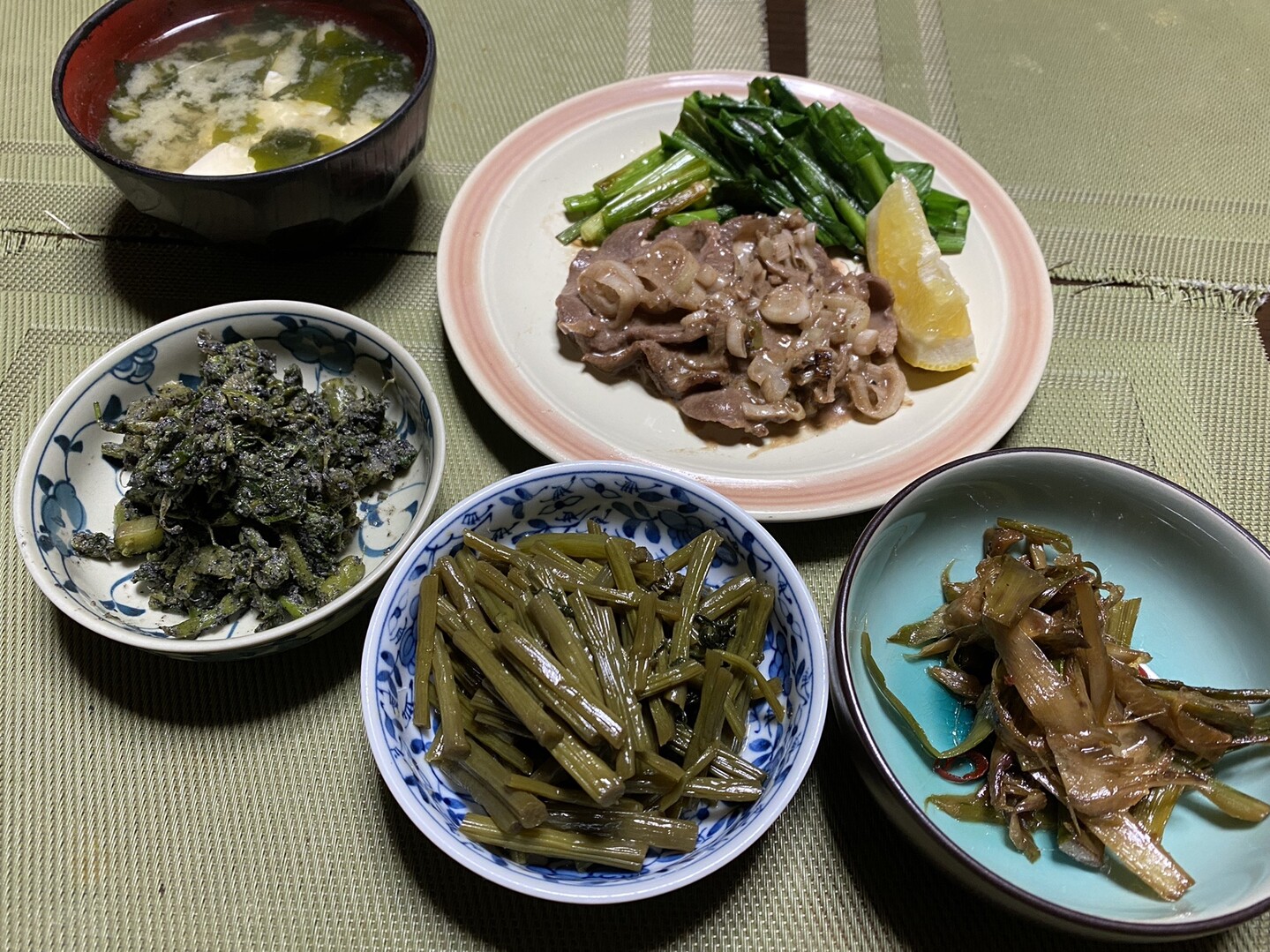 我が家の食卓 ウドの胡麻和え、カタハのき... / TACK🥷さんのモーメント | YAMAP / ヤマップ