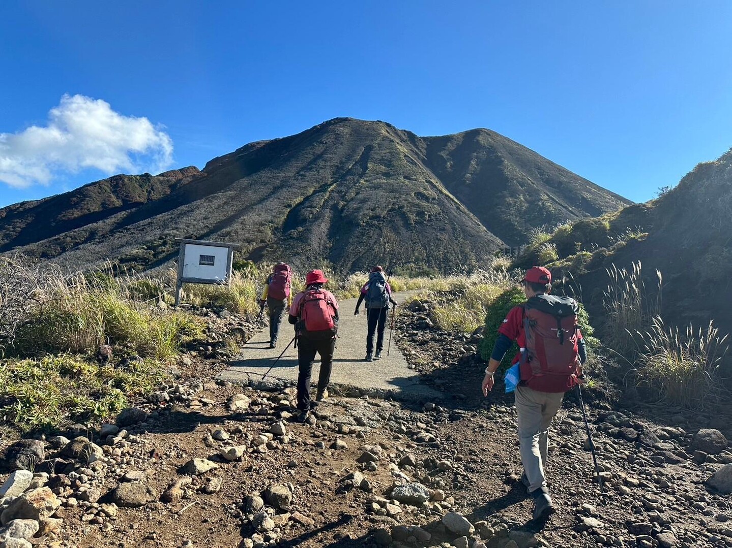 三俣山の紅葉🍁コラボ登山にハーフ参加 / rikoさんの九重山（久住山）・大船山・星生山の活動データ | YAMAP / ヤマップ