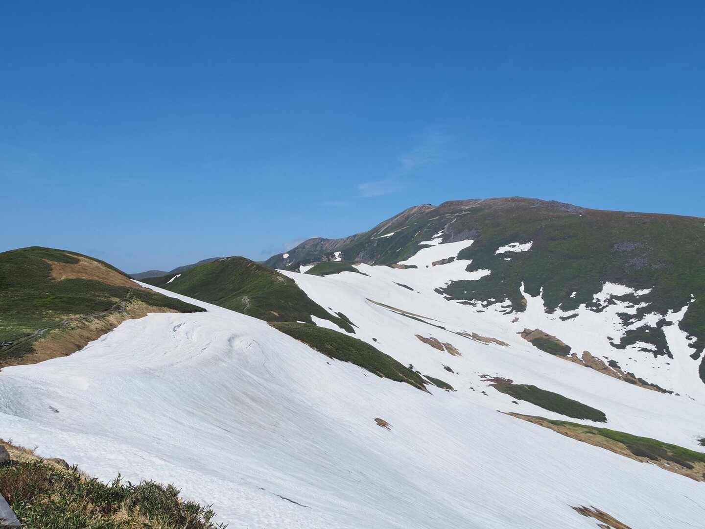 残雪の月山 / S.Kitaさんの月山の活動日記 | YAMAP / ヤマップ