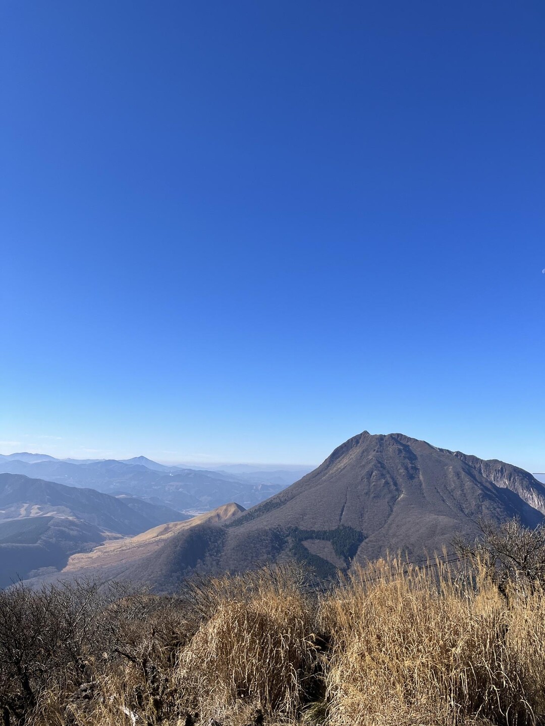 鶴見岳ピークから見る由布岳… 高速から見... / mao🐈‍⬛さんのモーメント | YAMAP / ヤマップ