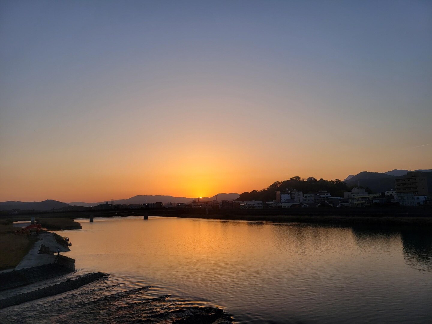 4/1の夕日🌇 シーズンイン☺️ / ヤマしんSP🌾さんのモーメント | YAMAP / ヤマップ