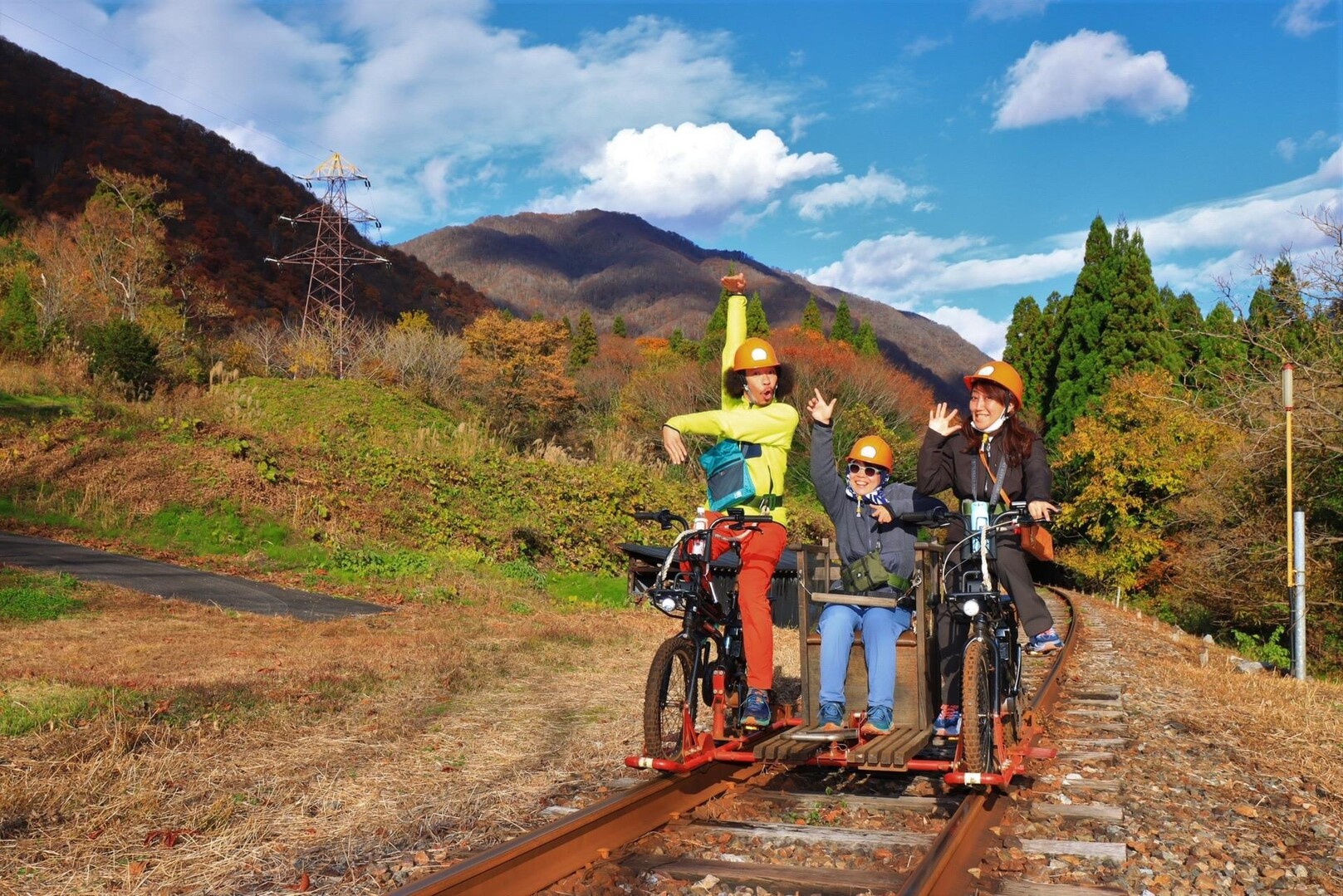 ガッタンゴーの前にちょっくら登山‼️ 福地山 〜mmさんと富山満喫ツアー〜① / やまたさんの福地山の活動データ | YAMAP / ヤマップ