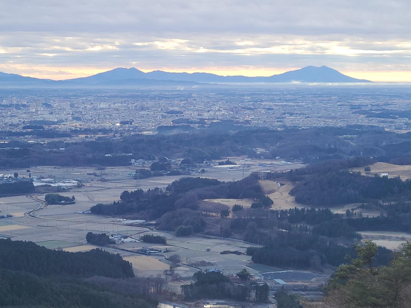 長倉山・鞍掛山・シゲト山・540P・斑根石山・古賀志山・御嶽山・坊主山 / しんさんの古賀志山・赤岩山・鞍掛山・男抱山・半蔵山の活動データ | YAMAP / ヤマップ