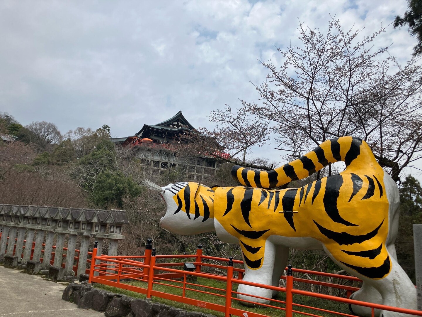 生駒から信貴山、三郷を通って明神山を越えダイトレ北入口 / MJさんの生駒山・神津嶽・大原山の活動データ | YAMAP / ヤマップ