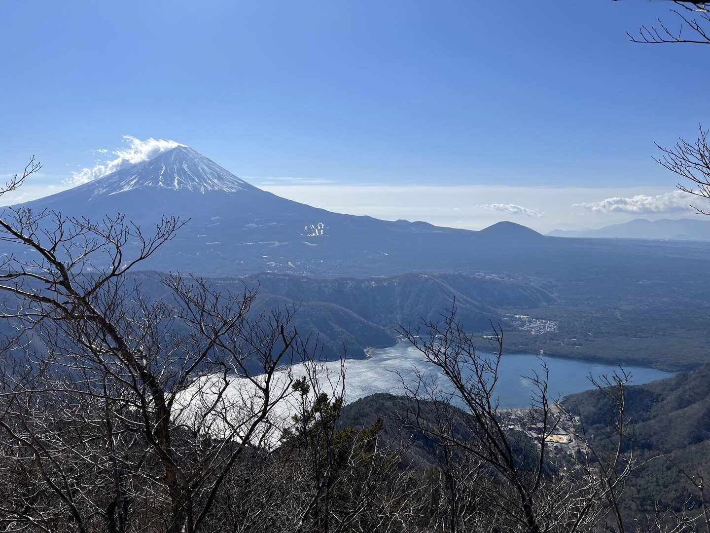 ミネ山・毛無山・十二ヶ岳 / Seさんの節刀ヶ岳・破風山・足和田山の活動データ | YAMAP / ヤマップ