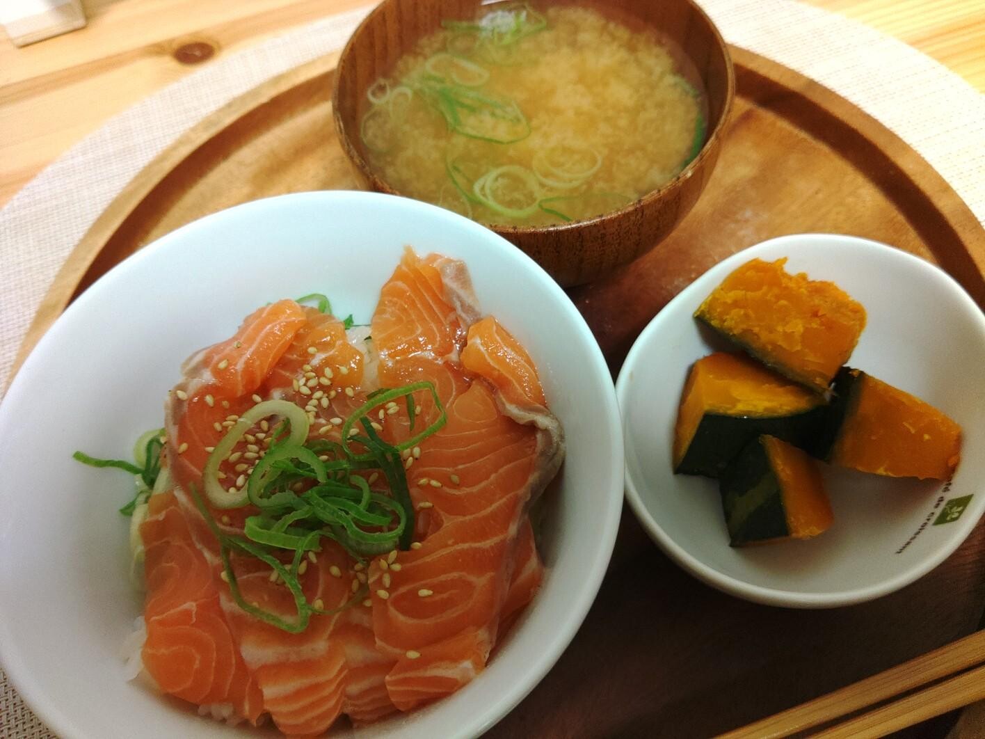 今夜はサーモン丼😋 / salmaさんのモーメント | YAMAP / ヤマップ