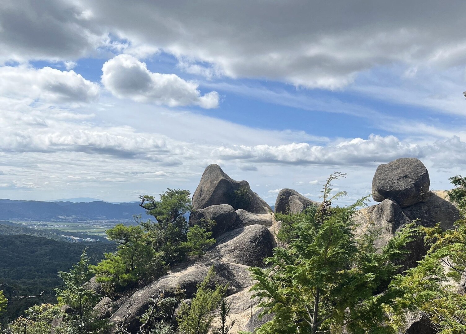 金勝アルプス（子鶏冠山・鶏冠山・天狗岩・竜王山②） / SHOJIさんの金勝アルプス（鶏冠山・竜王山）の活動データ | YAMAP / ヤマップ