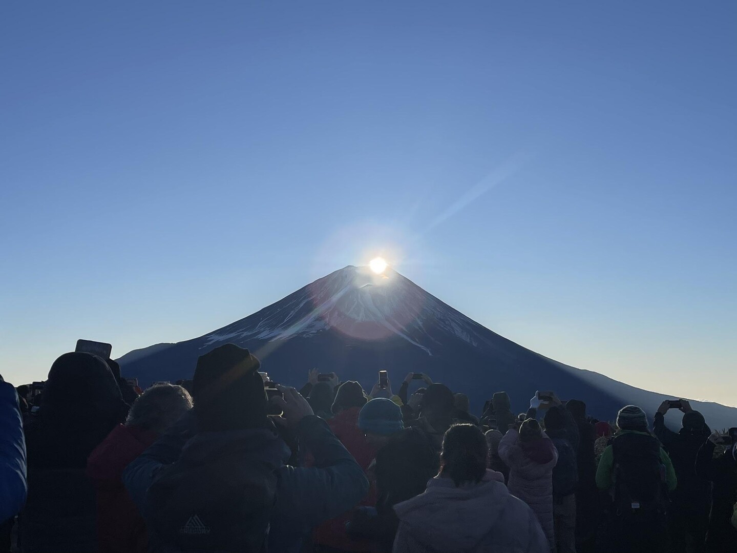 竜ヶ岳（ダイヤモンド富士）_20230101 / Yasutake Shimadaさんの毛無山・雨ヶ岳・竜ヶ岳の活動データ | YAMAP / ヤマップ
