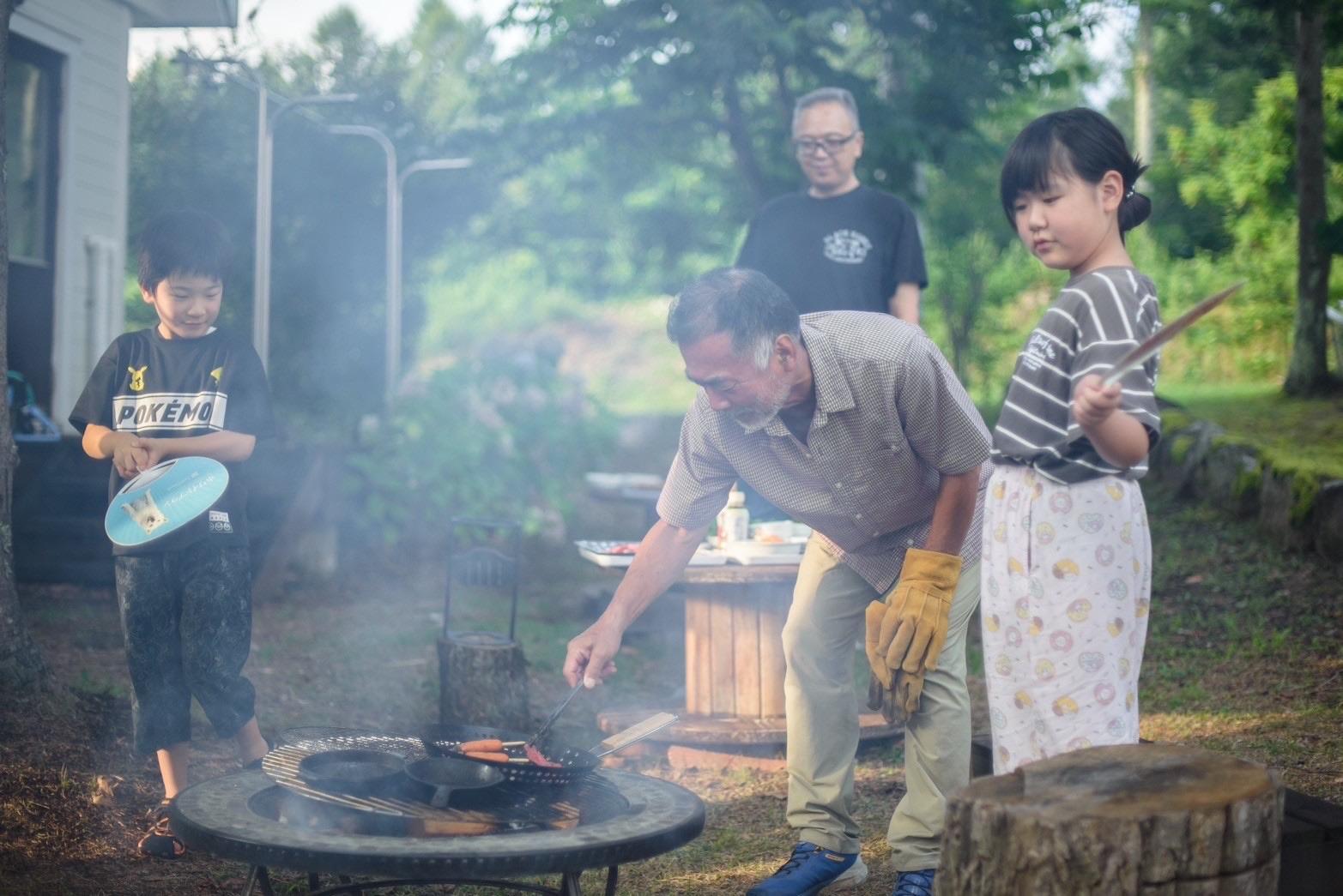 孫たちの盆帰り。今年は少し大きくなって薪... / chamokichiさんのモーメント | YAMAP / ヤマップ