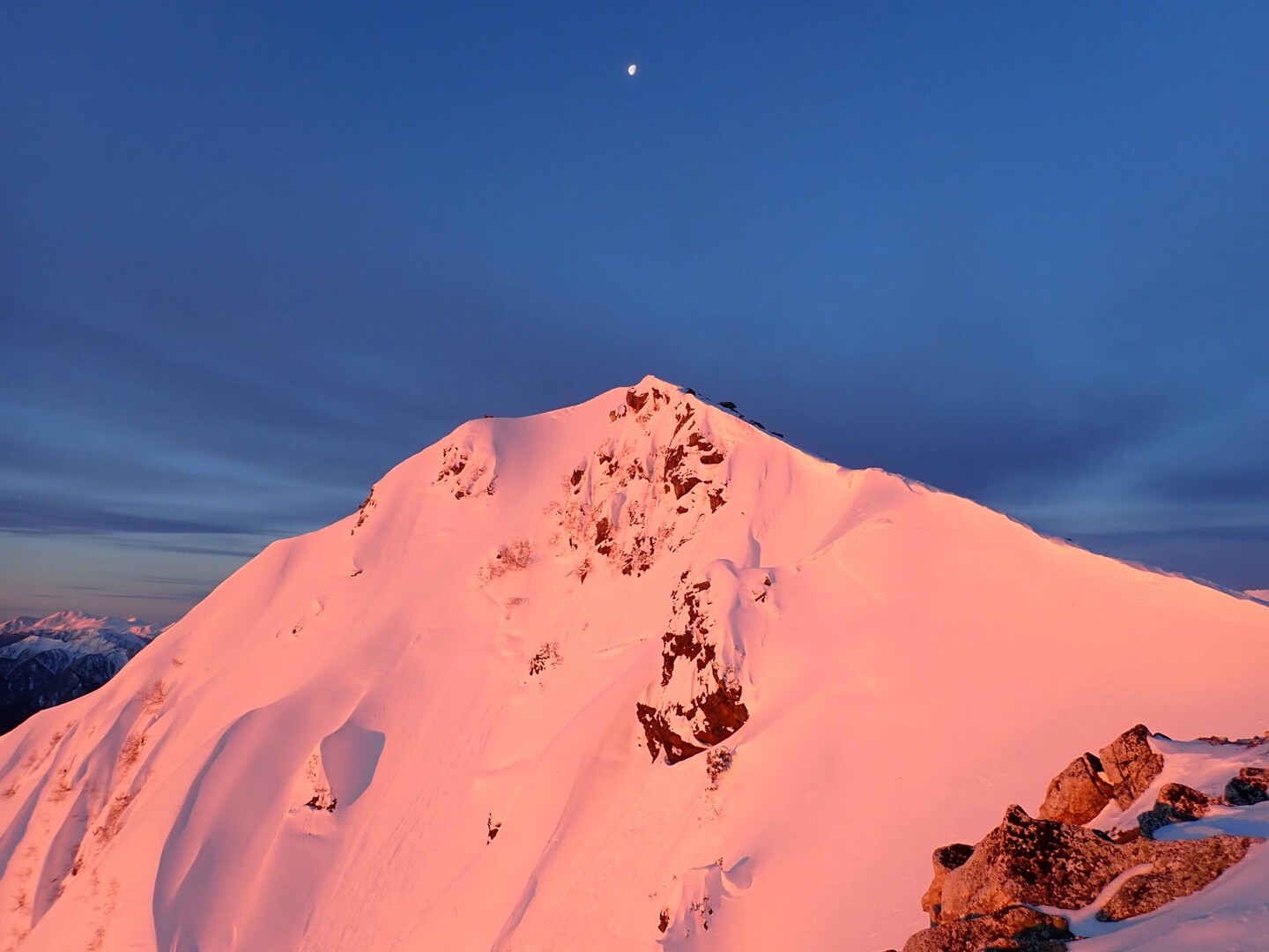 常念岳東尾根 ️絶景モルゲン / AJ🐬さんの常念岳・大天井岳・燕岳の活動データ | YAMAP / ヤマップ