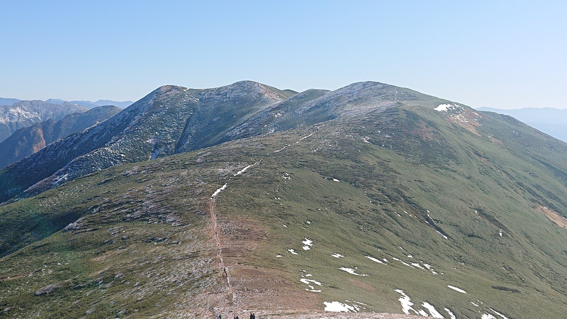 晩秋の平標山・仙ノ倉山 / tmykさんの仙ノ倉山・平標山・大源太山の活動データ | YAMAP / ヤマップ