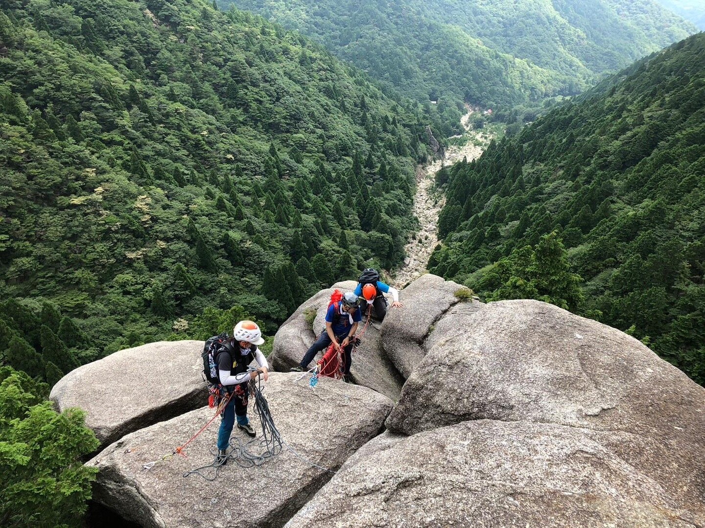 御在所岳前尾根へGO‼️ マルチピッチクライミング / ryosui_ さんの御在所岳（御在所山）・雨乞岳の活動データ | YAMAP / ヤマップ