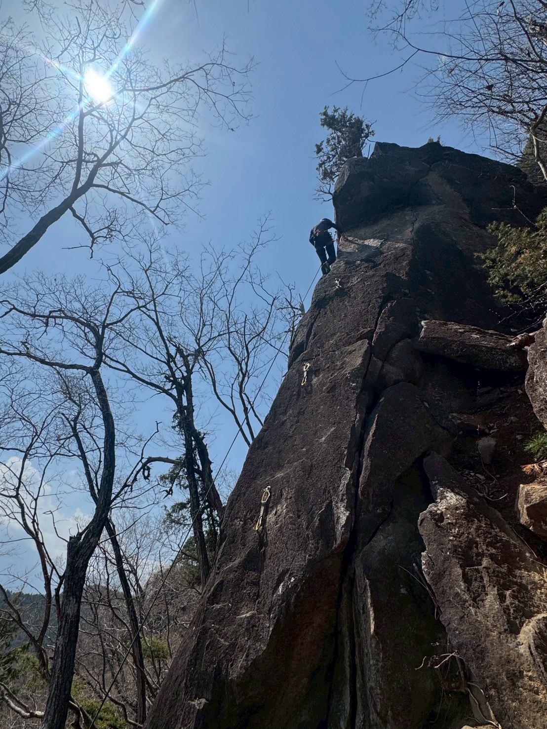 クライミング② 兜岩 穏やかな春の陽射し... / junさんのモーメント | YAMAP / ヤマップ