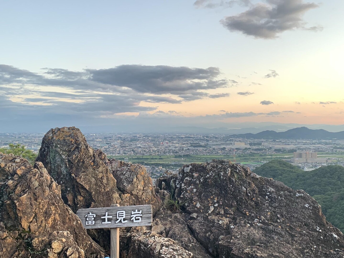 夏至☀️&満月前夜🌕の天狗山・両崖山・織姫神社 / ayu ayuさんの両崖山・仙人ヶ岳・石尊山の活動データ | YAMAP / ヤマップ