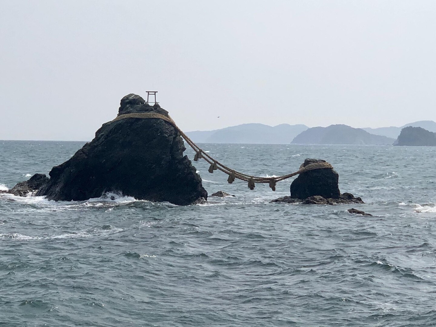 お伊勢参りの2日目は二見興玉神社→石山寺... / みっつん（&煌太郎🐶）さんのモーメント | YAMAP / ヤマップ