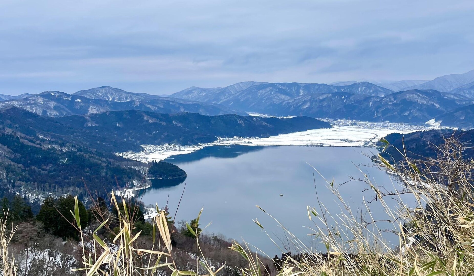 賤ヶ岳 余呉湖を望む / watsonさんの賤ヶ岳・山本山の活動データ | YAMAP / ヤマップ