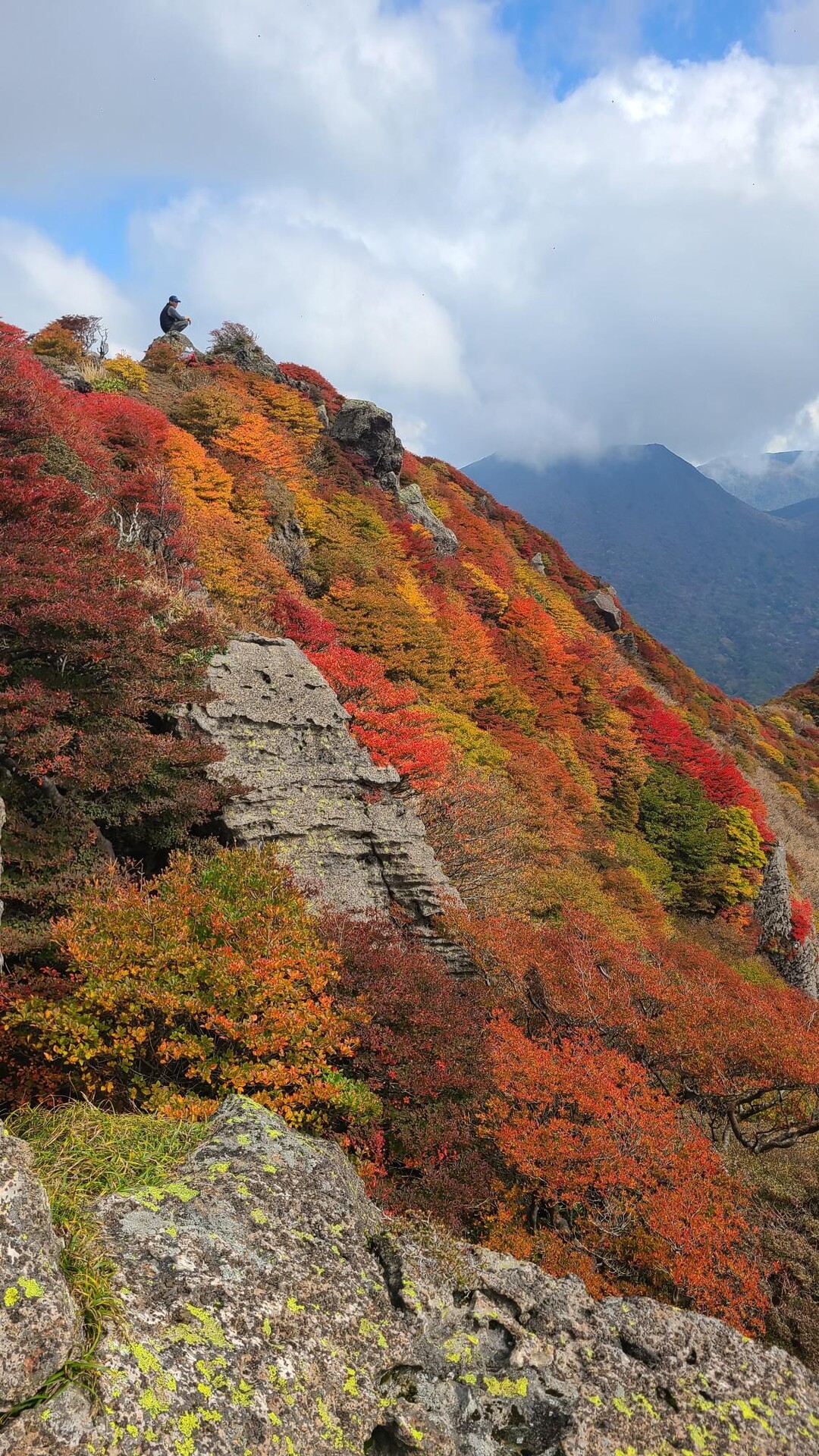 三俣山（西峰）・三俣山（Ⅳ峰）・三俣山（本峰）・三俣山（北峰）・三俣山（南峰） / kiyo_4さんの九重山（久住山）・大船山・星生山の活動データ | YAMAP / ヤマップ