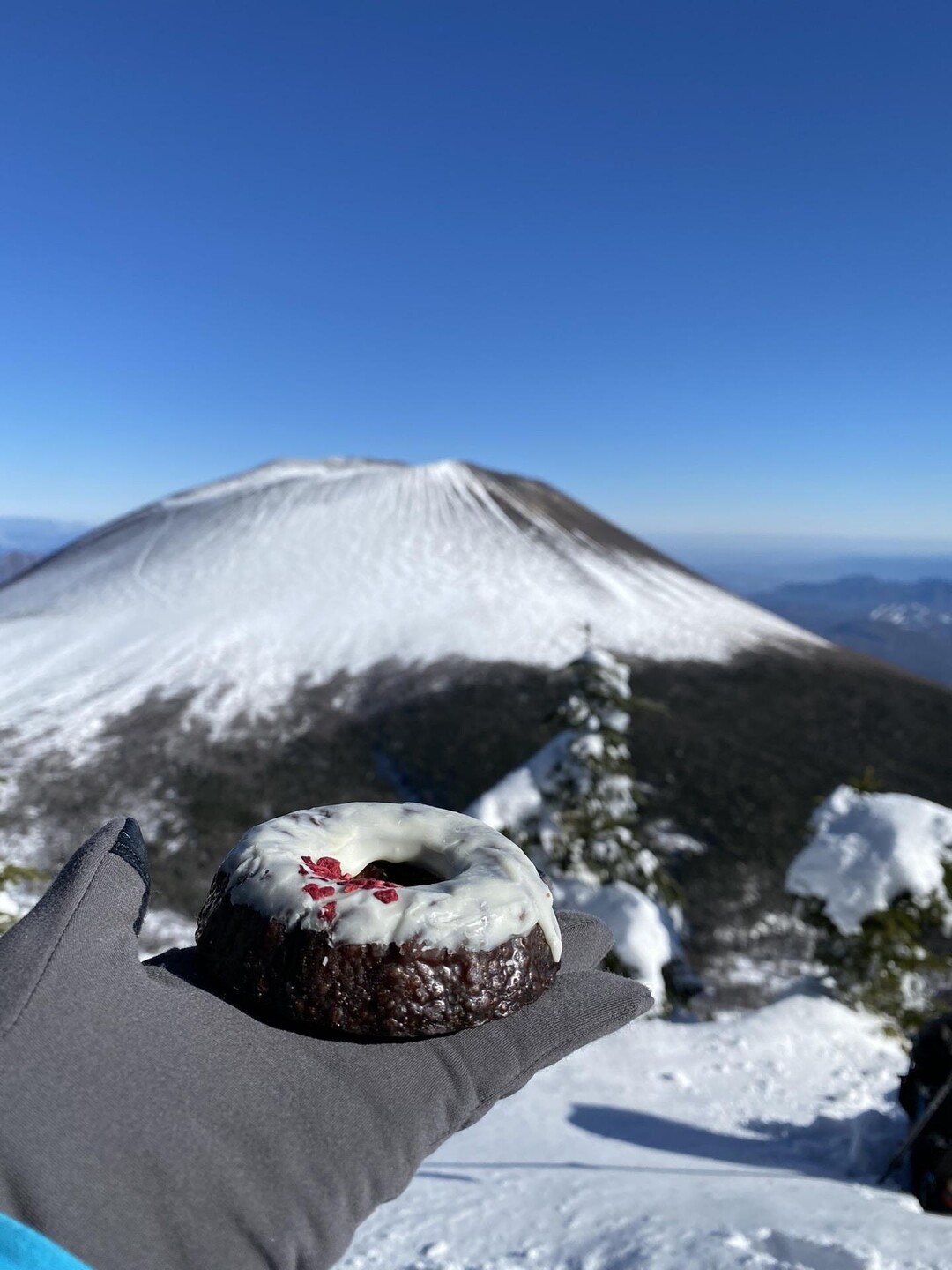 新宿駅でこのカヌレ見た瞬間、これは黒斑山... / saoさんのモーメント | YAMAP / ヤマップ