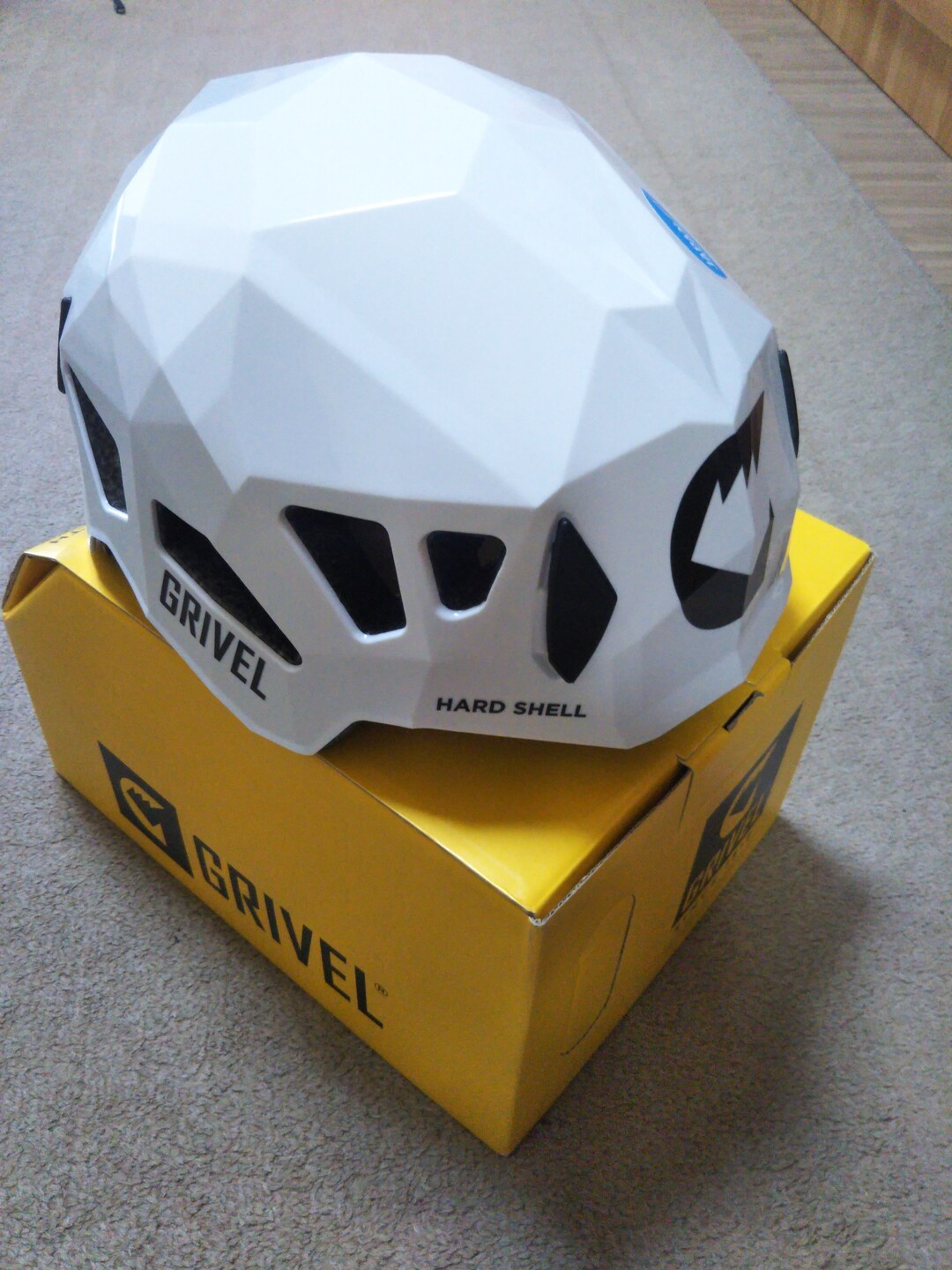 グリベルのヘルメット。😃大山遠征計画中... / tonponchi-さんのモーメント | YAMAP / ヤマップ