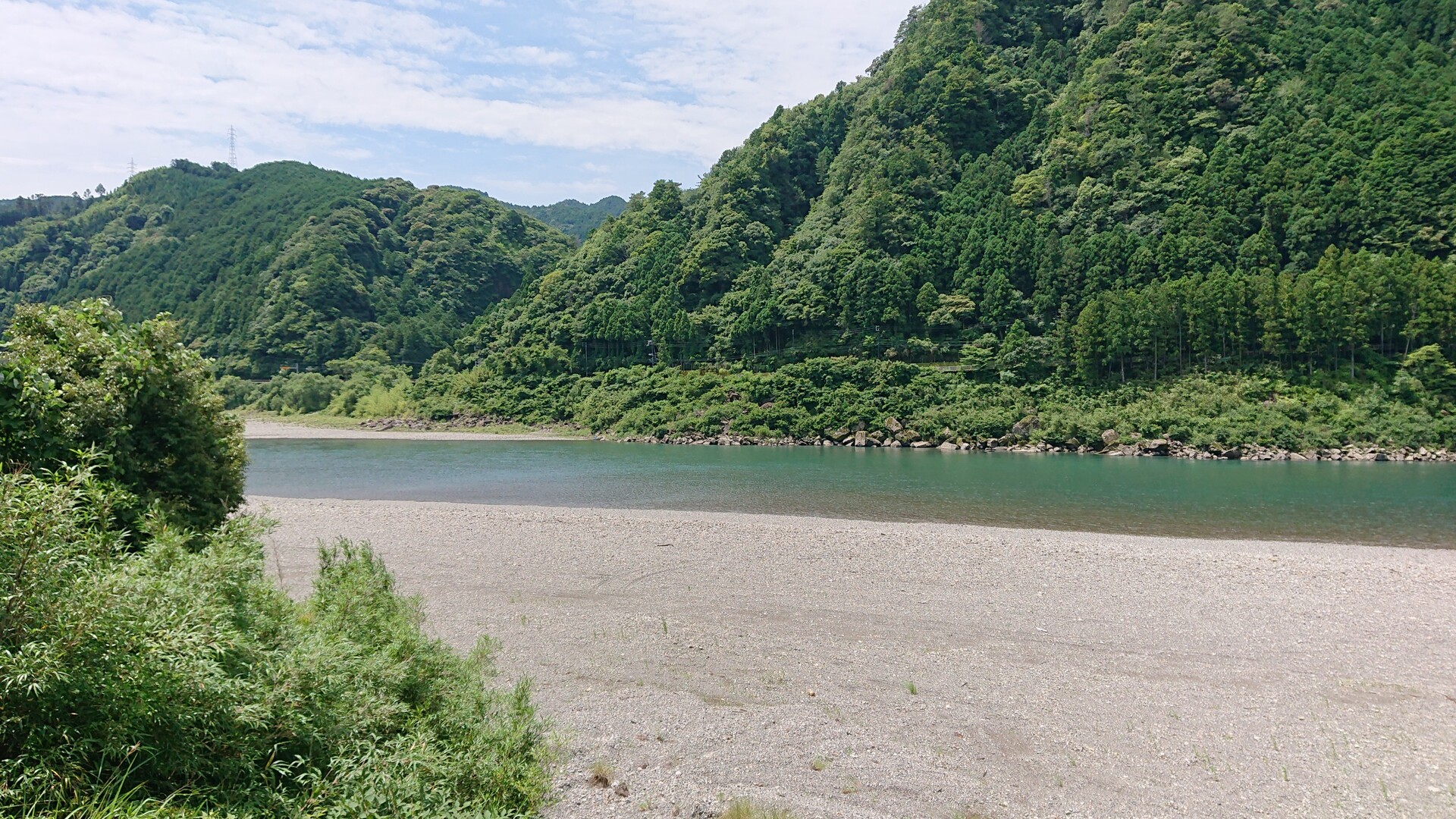今朝は雷⚡の音で目覚め、8時過ぎまで雨降... / りえママさんのモーメント | YAMAP / ヤマップ