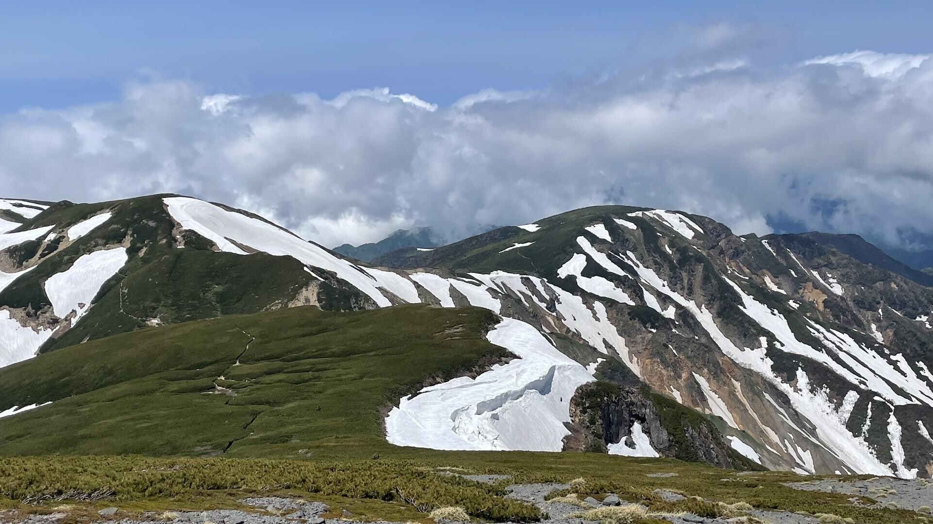 3人の愉快な仲間と白山（御前峰）・大汝峰 / IKUKOさんの白山・別山・銚子ヶ峰の活動データ | YAMAP / ヤマップ