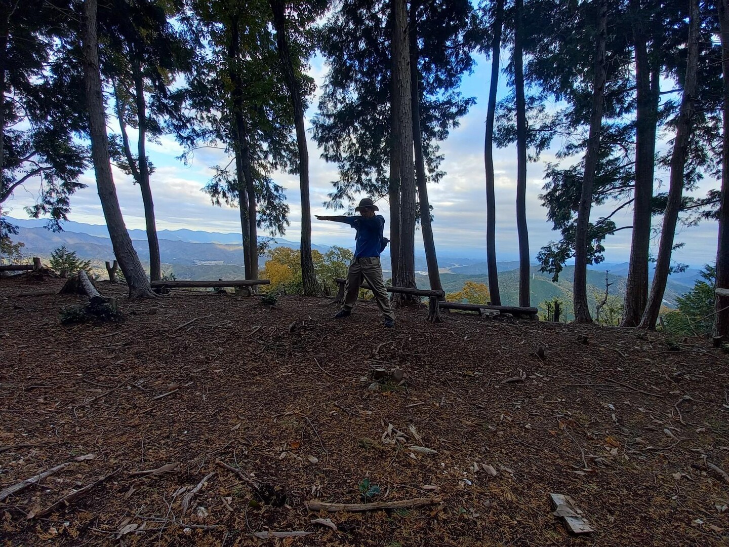 おっ 😲変身(o￥o)/大平山・祐向山・文殊山 / Shadow-Hummer😎さんの大谷山・滝谷山・城ヶ峰の活動データ | YAMAP / ヤマップ