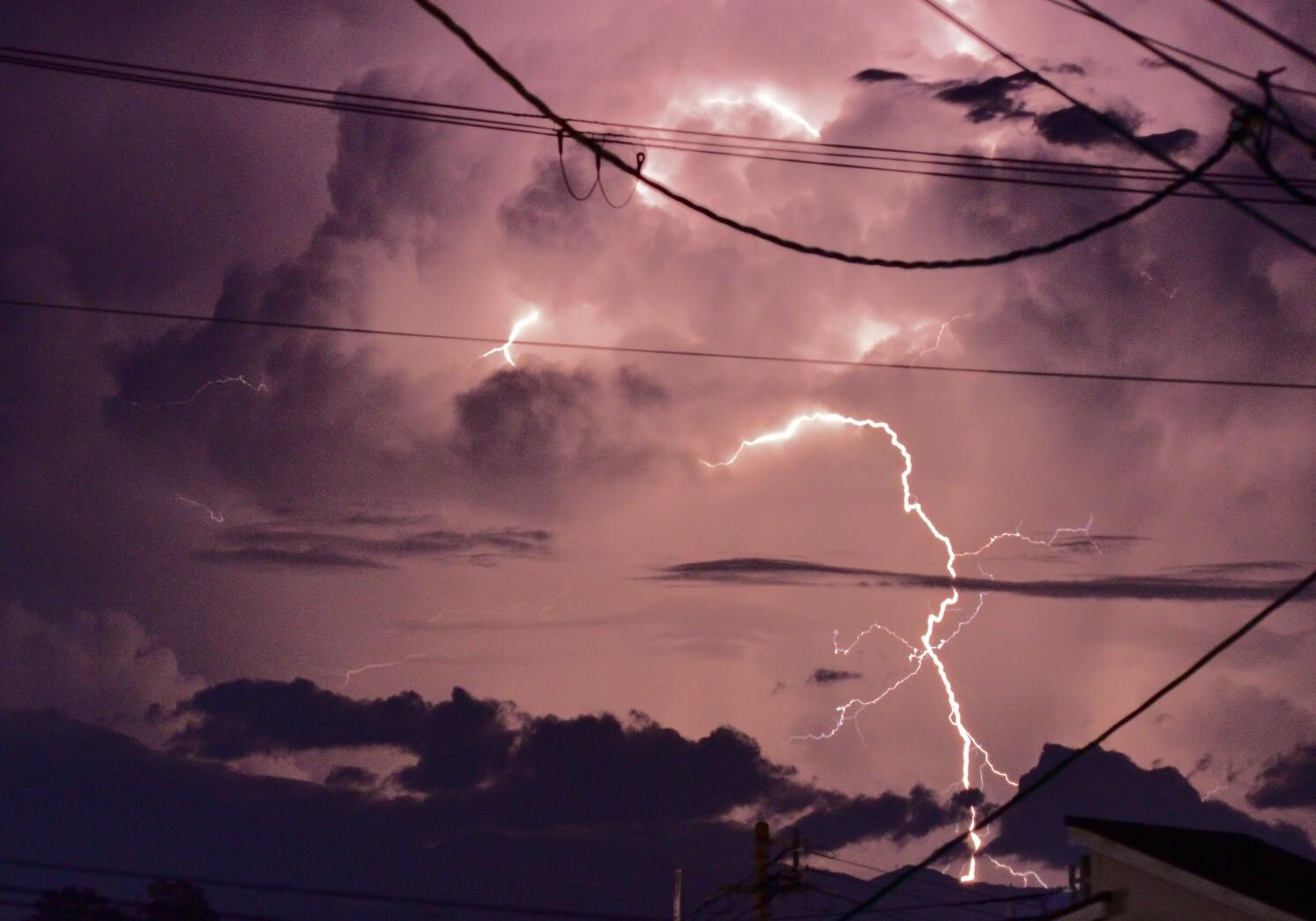 ふと外に出ると、遠くで雷🌩️ 急いでカ... / ⛅Nori-jiさんのモーメント | YAMAP / ヤマップ
