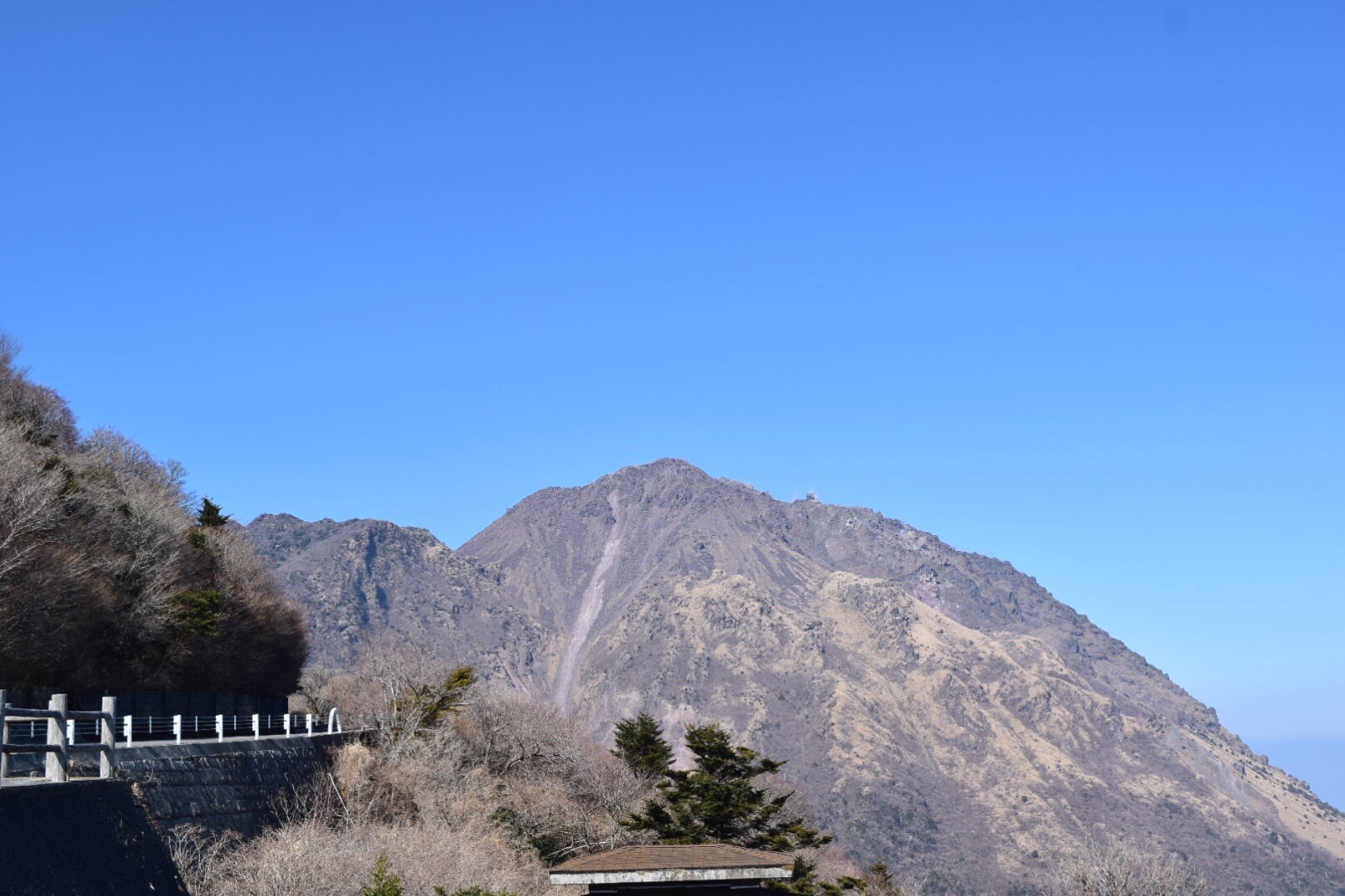 仁田峠第二展望所から見た平成新山⛰ どこ... / Ryuさんのモーメント | YAMAP / ヤマップ
