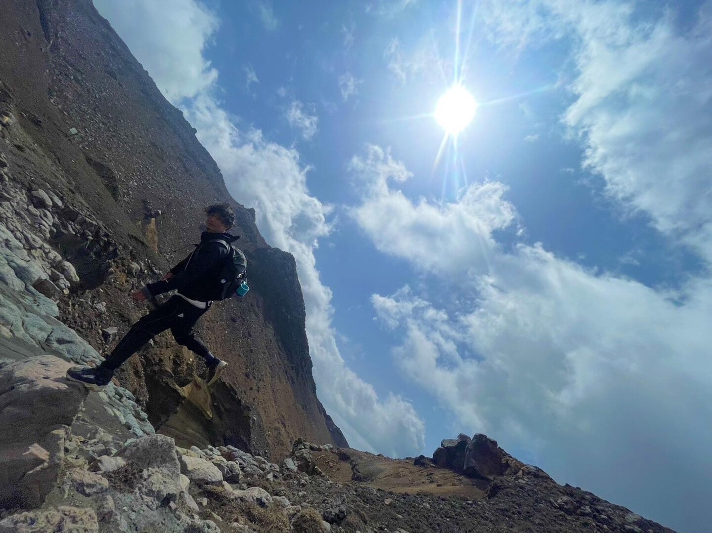 阿蘇山 風速20m超（主観） / rnrさんの阿蘇山・高岳・根子岳の活動データ | YAMAP / ヤマップ