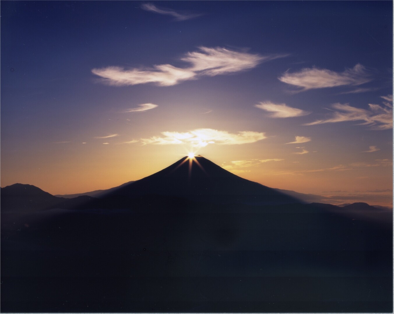 七面山からのダイヤモンド富士 / e_kuneさんのモーメント | YAMAP / ヤマップ