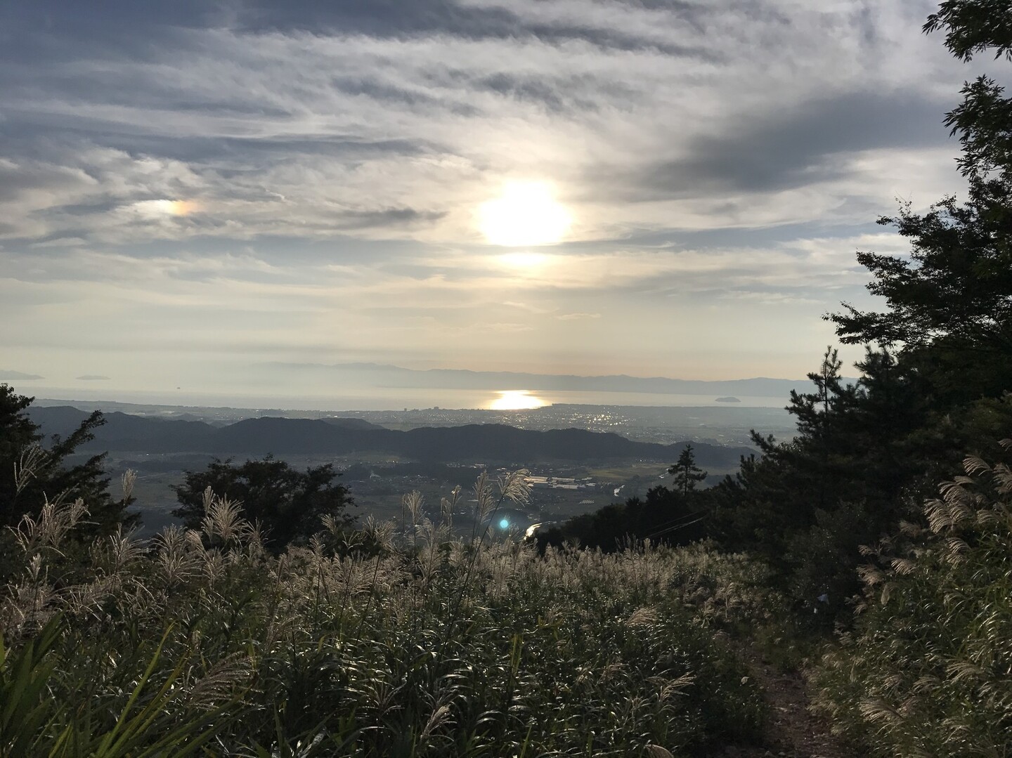内股が破裂寸前、伊吹山 / Corchanさんの伊吹山・伊吹高原・御座峰の活動データ | YAMAP / ヤマップ