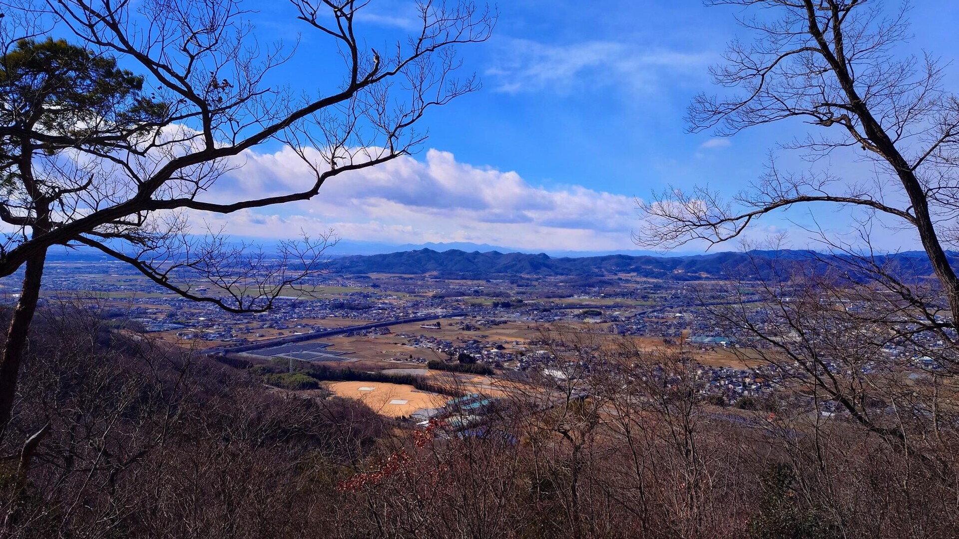唐沢山・高鳥屋山・権現堂・飯守山・岡崎山 / MCボビヲさんの三毳山の活動データ | YAMAP / ヤマップ