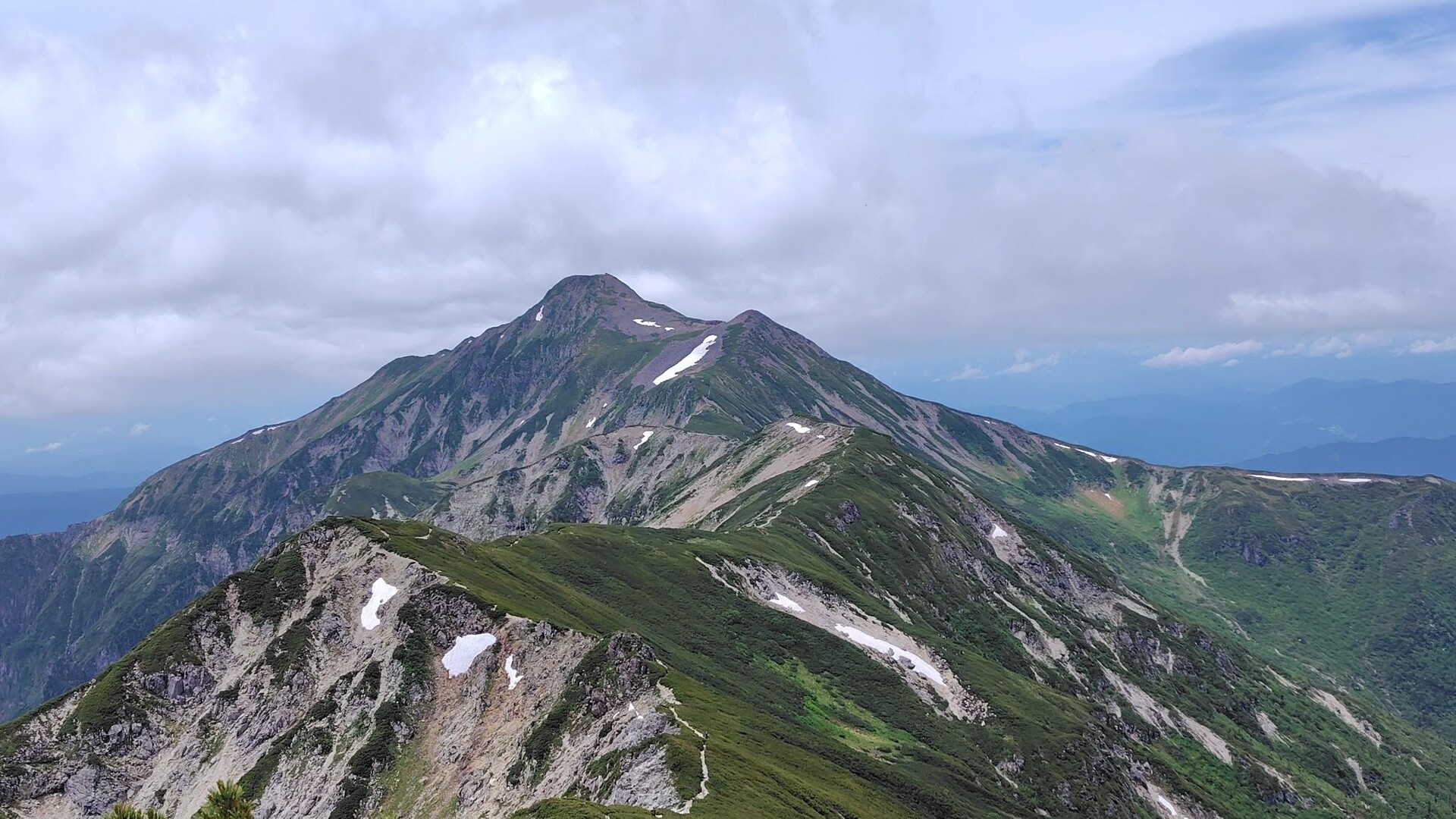 笠ヶ岳：笠新道up↑・小池新道down↓ 素敵稜線とカール地形満喫登山 / clutch_tさんの槍ヶ岳・穂高岳・上高地の活動データ | YAMAP / ヤマップ