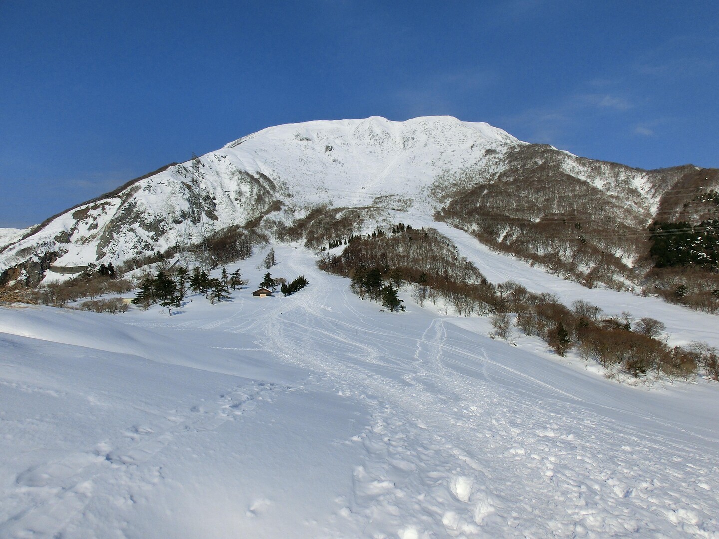 伊吹山 / じゅんたろうさんの伊吹山・伊吹高原・御座峰の活動データ | YAMAP / ヤマップ