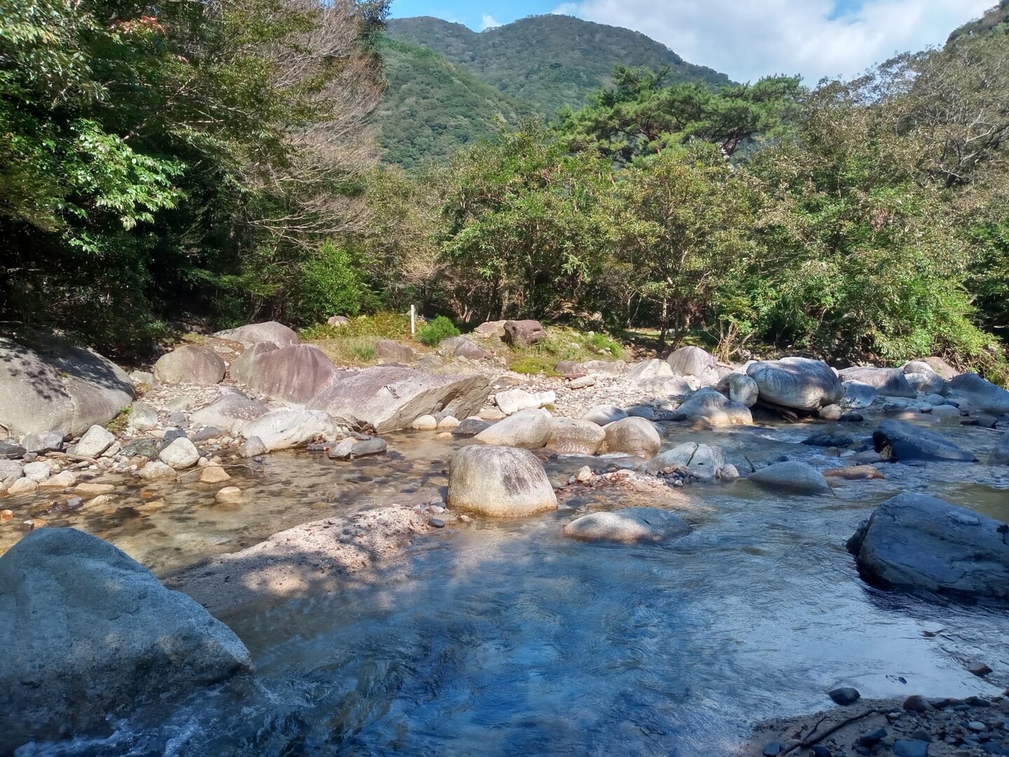 宮妻峡 〜 入道ヶ岳 / hi-santさんの入道ヶ岳・鎌ヶ岳・仙ヶ岳の活動データ | YAMAP / ヤマップ
