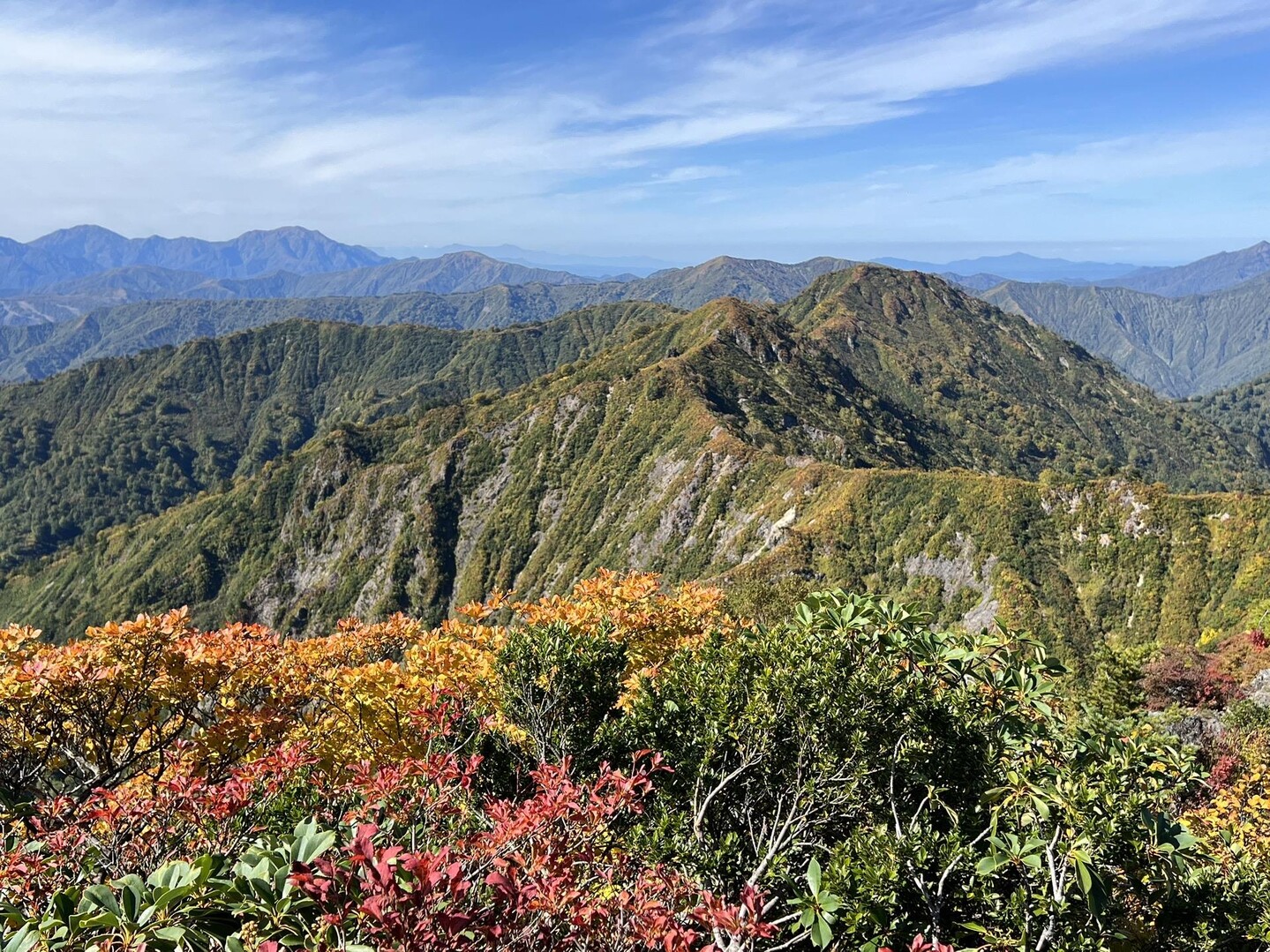 会津朝日岳🍁秋晴れ🍁 / rainohausuさんの会津朝日岳の活動データ | YAMAP / ヤマップ