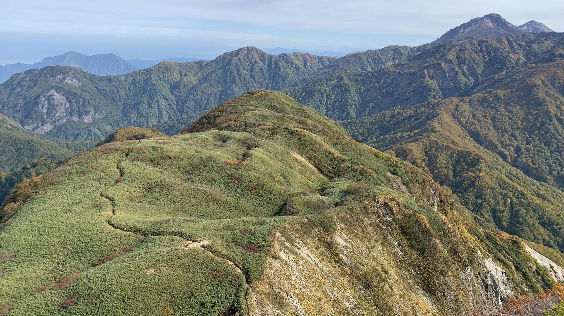 紅葉の女神に出会えた雨飾山⛰️ / Yu〜sanさんの雨飾山・大渚山・天狗原山・戸倉山の活動データ | YAMAP / ヤマップ