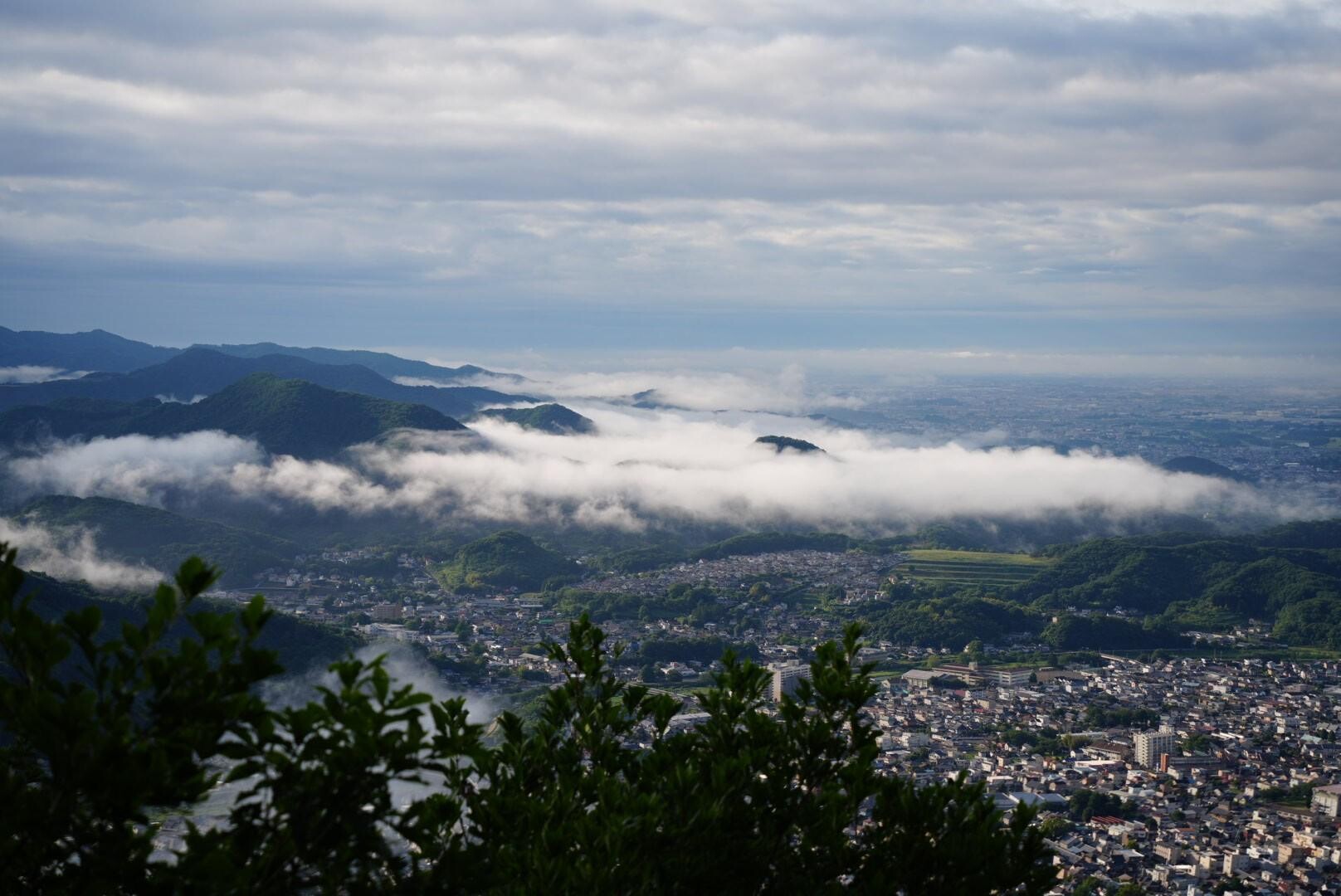 レース明けの朝 Wt+10kg 32分登頂 / ta2さんの鳴神山・吾妻山の活動データ | YAMAP / ヤマップ