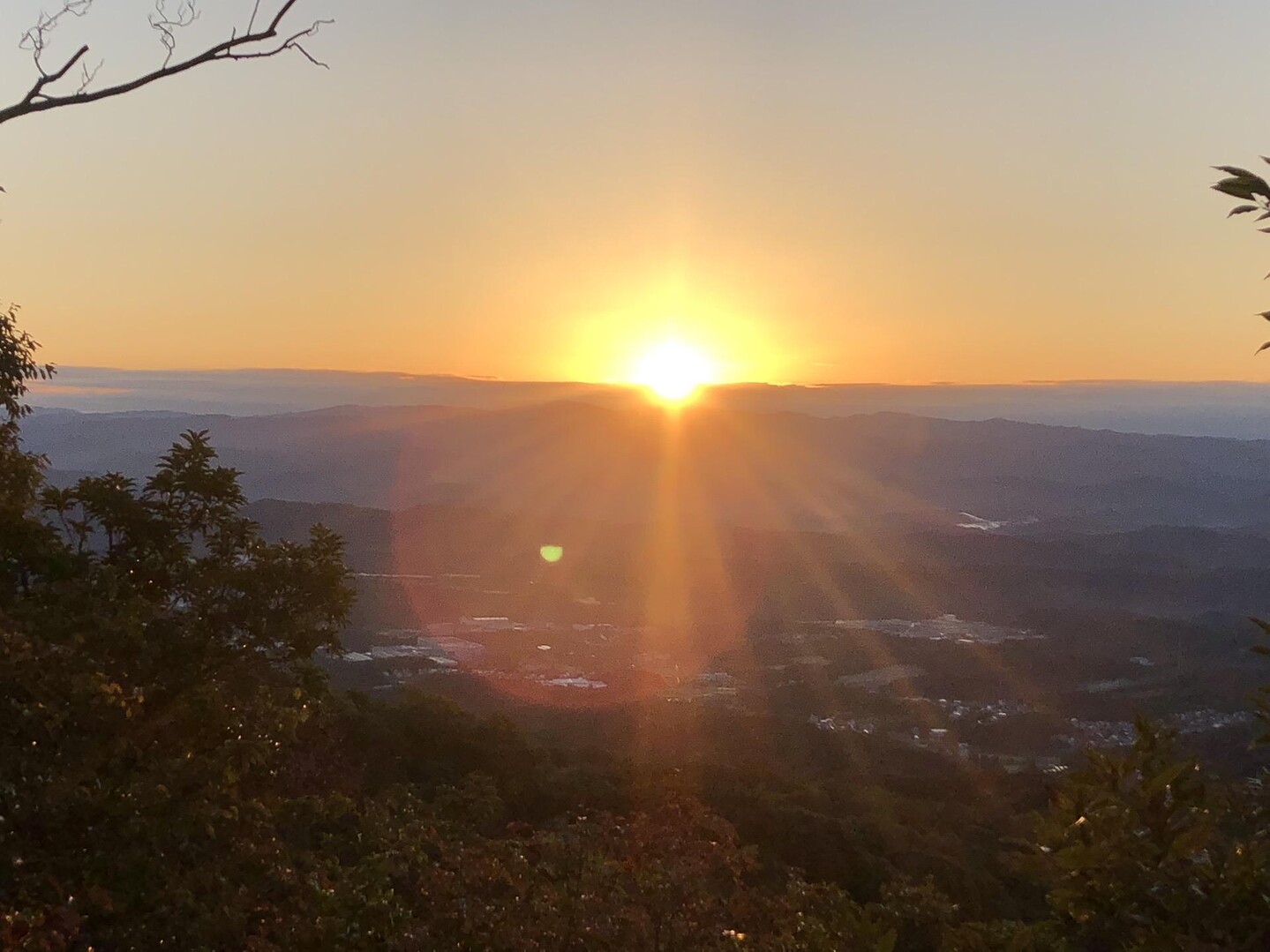猿投山-大岩からの日の出🌅 / tuneさんの猿投山・物見山の活動データ | YAMAP / ヤマップ