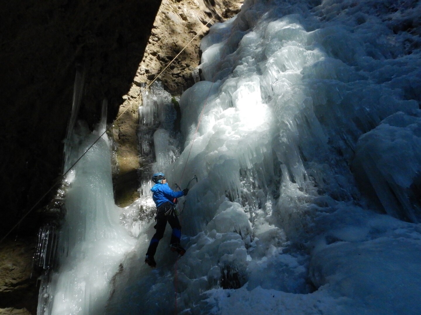 醤油樽の滝でアイスクライミング。 ↓動画... / hirosioさんのモーメント | YAMAP / ヤマップ