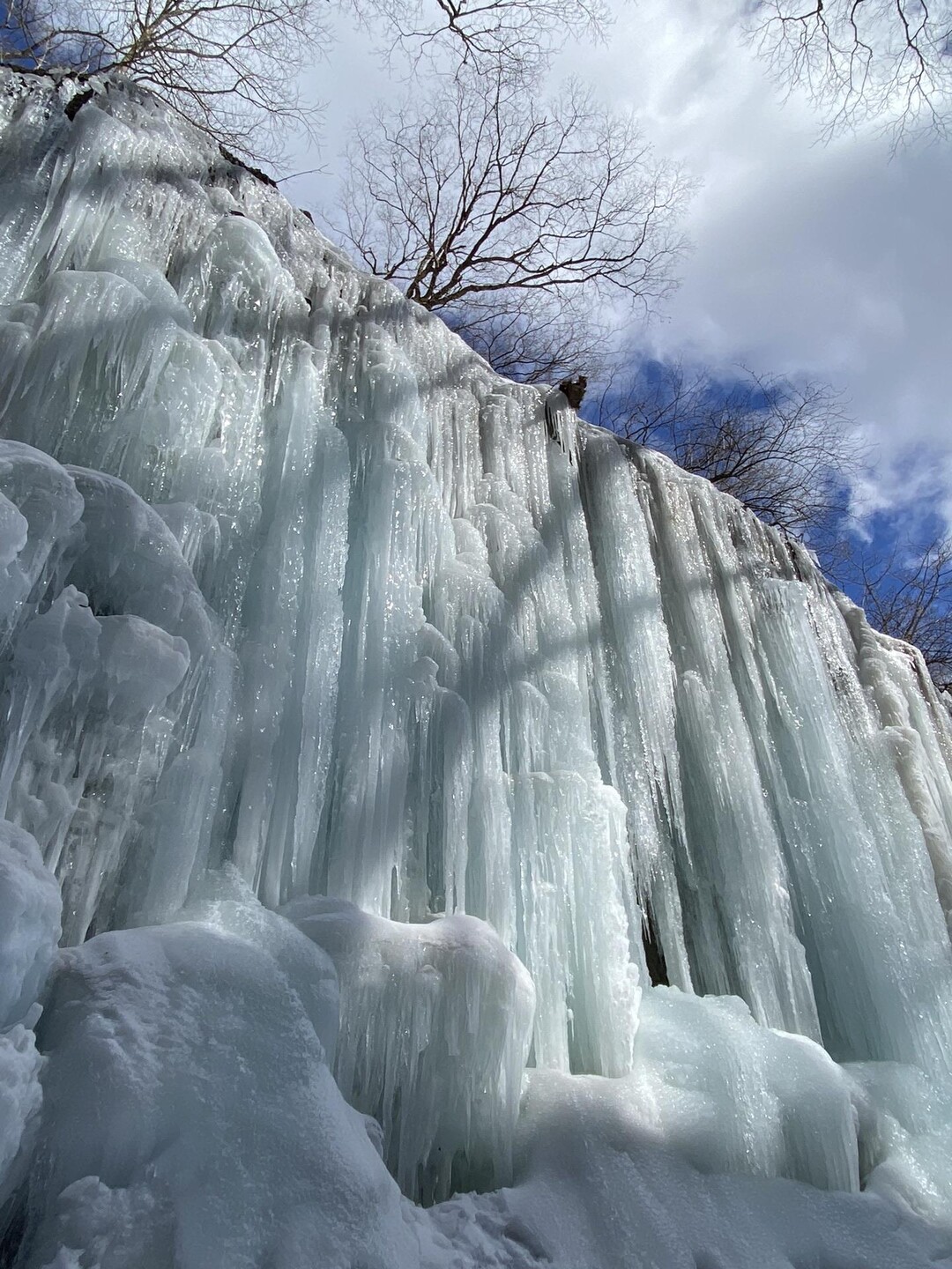 青空の下の雲竜渓谷最高でした！ / jalan★jalanさんのモーメント | YAMAP / ヤマップ