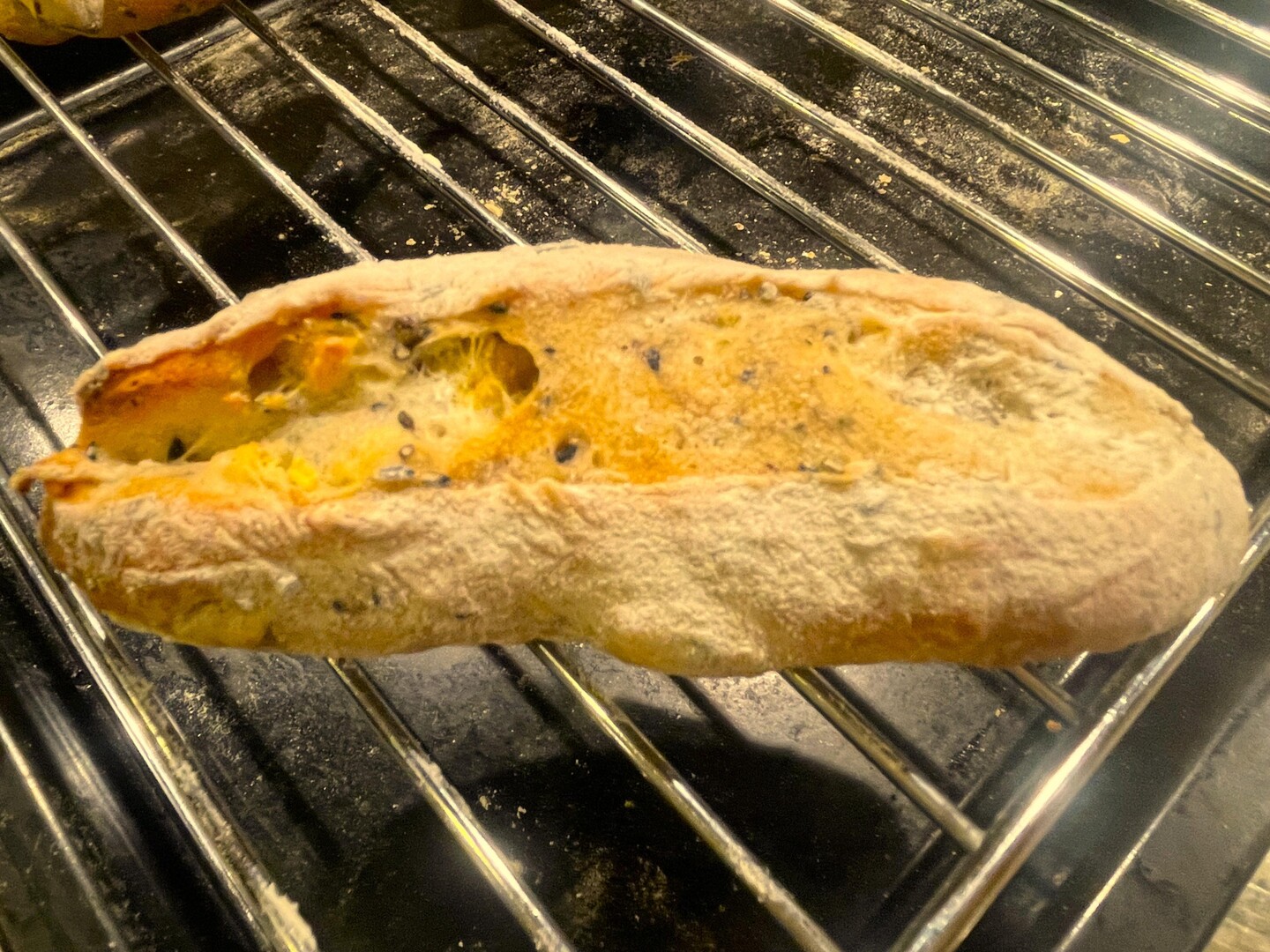 秋の新作 黒ゴマ×さつまいも 大学芋... / SORAさんのモーメント | YAMAP / ヤマップ