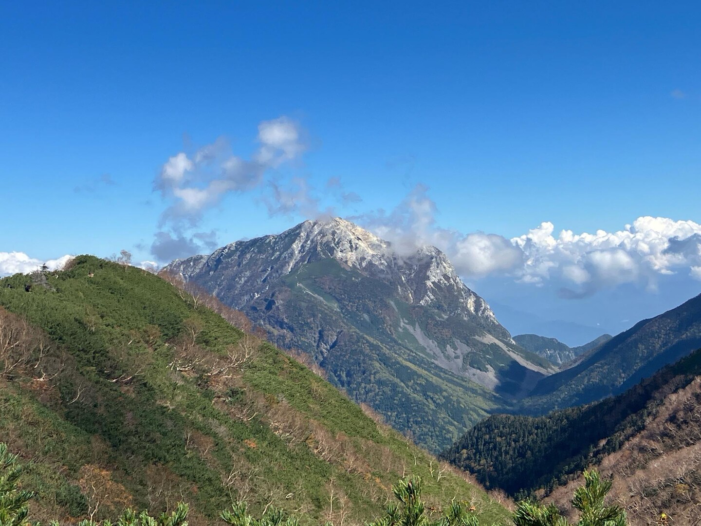 20241013 小仙丈ヶ岳・仙丈ヶ岳 / ジャンダルムさんの仙丈ヶ岳・伊那荒倉岳の活動データ | YAMAP / ヤマップ