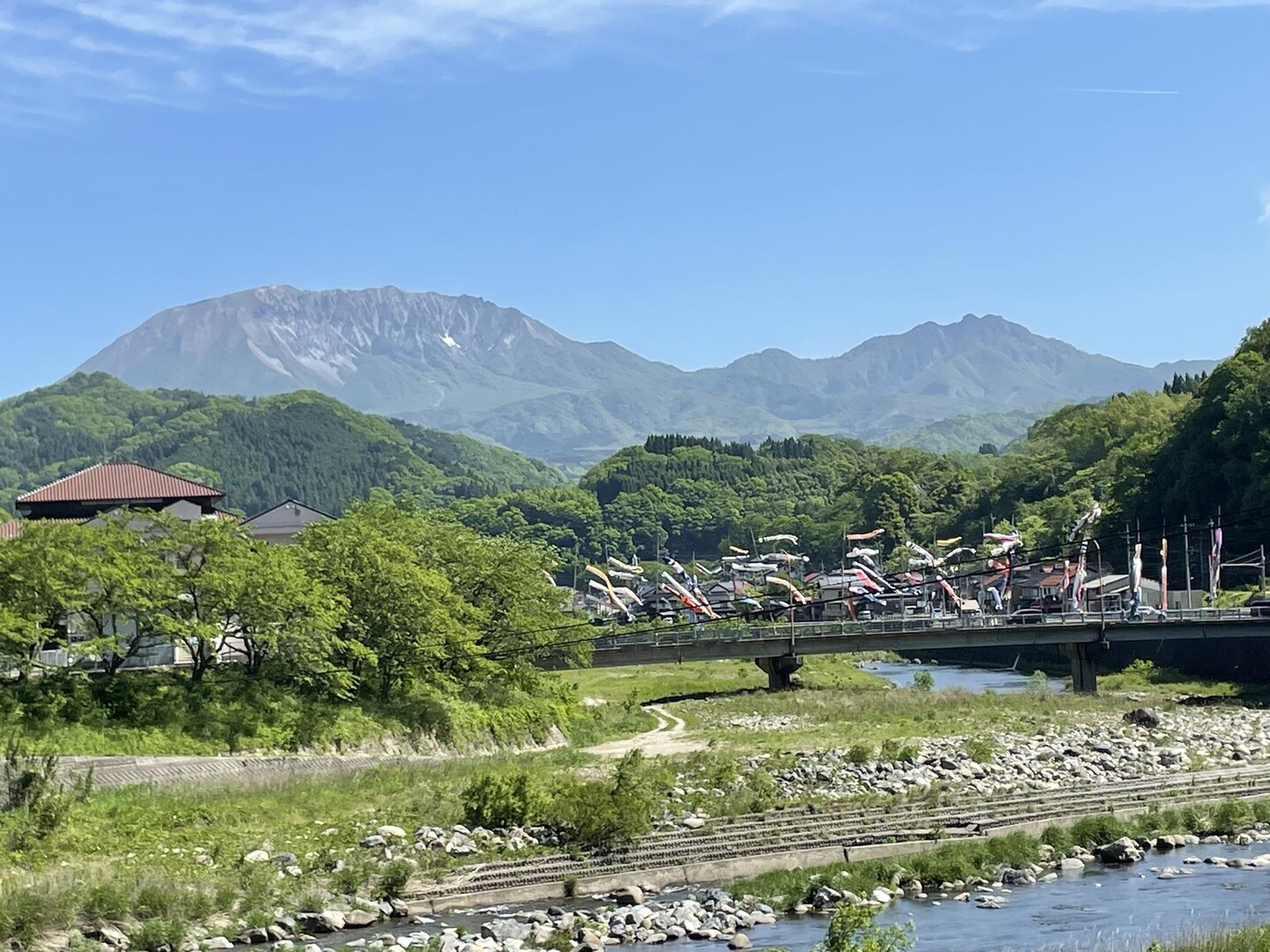合成写真のような大山 9号線沿いの名の... / むちぴりかさんのモーメント | YAMAP / ヤマップ