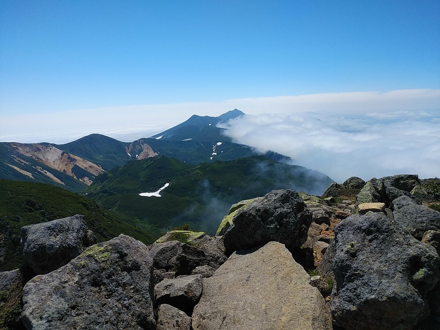 初めての硫黄山 / jinba-shuさんの羅臼岳・硫黄山（知床）・羅臼湖の活動データ | YAMAP / ヤマップ