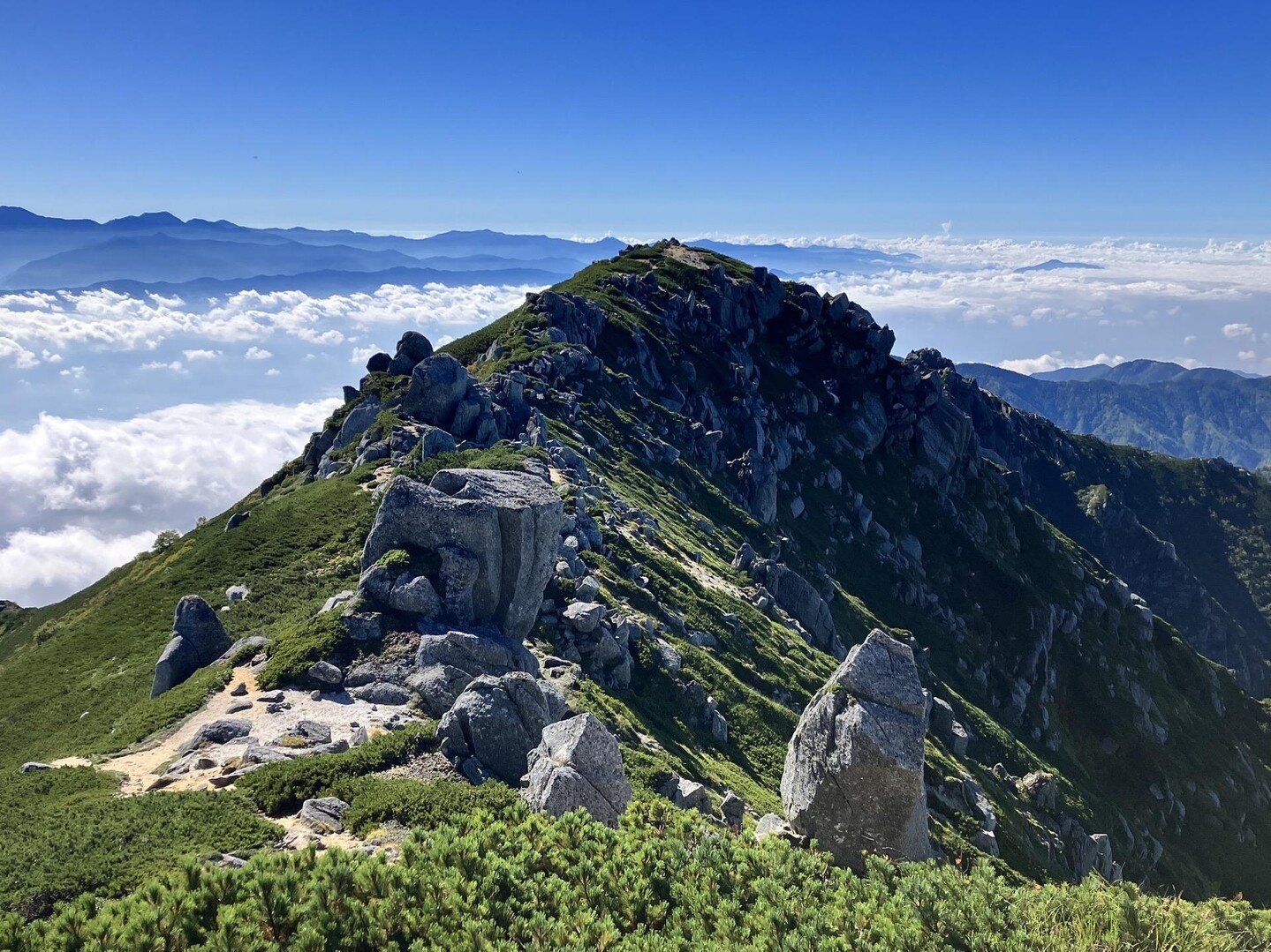 🚀コスモサーキット🚀 − ⛰️百高山修行🧘 / KIYATさんの木曽駒ヶ岳・空木岳・越百山の活動データ | YAMAP / ヤマップ